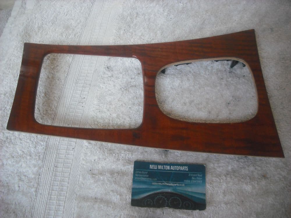 A GENUINE MERCEDES BENZ W203 5 DOOR SALOON CENTER CONSOLE WOOD PANEL ...