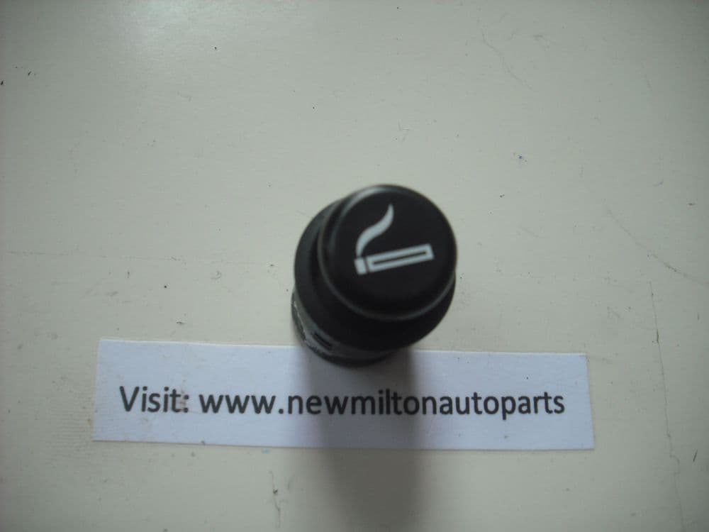 A GENUINE MERCEDES R170 SLK CIGARETTE LIGHTER INSERT