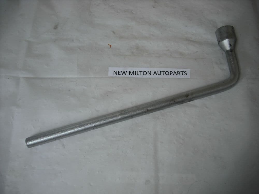 A GENUINE MERCEDES W202 C CLASS W210 E CLASS WHEEL NUT BRACE LEVER 120 ...
