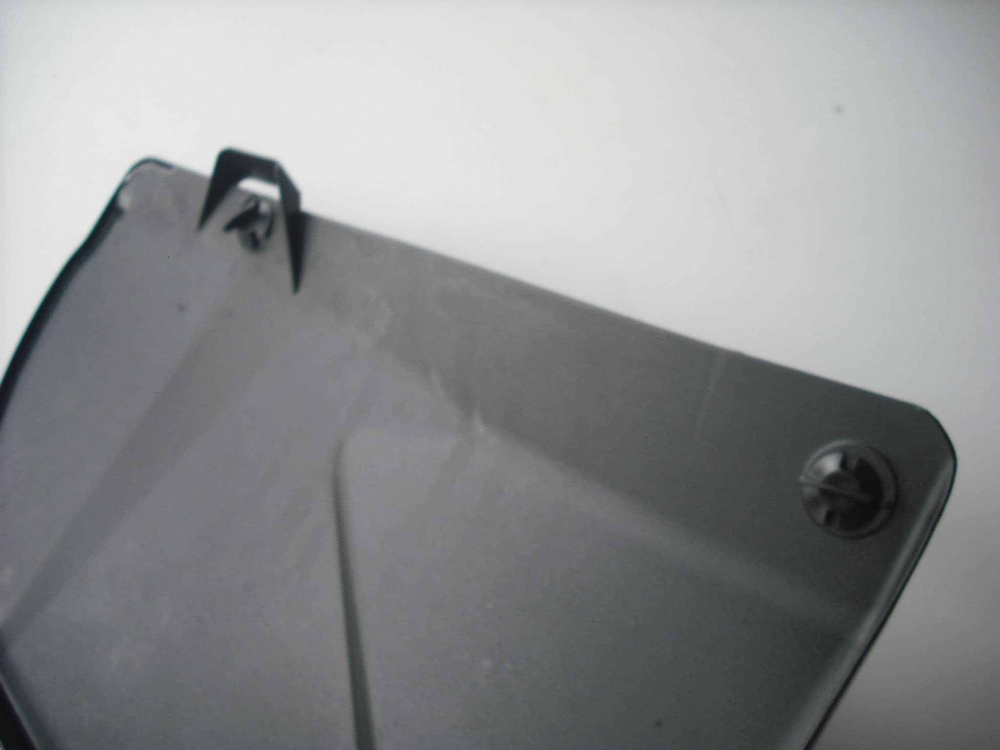 A GENUINE MERCEDES W203 W209 CLK 2000-2007 C CLASS ENGINE BAY FUSE BOX ...