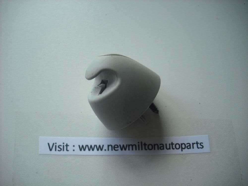 A GENUINE MINI COOPER R56 SUNVISOR PIVOT CLIP