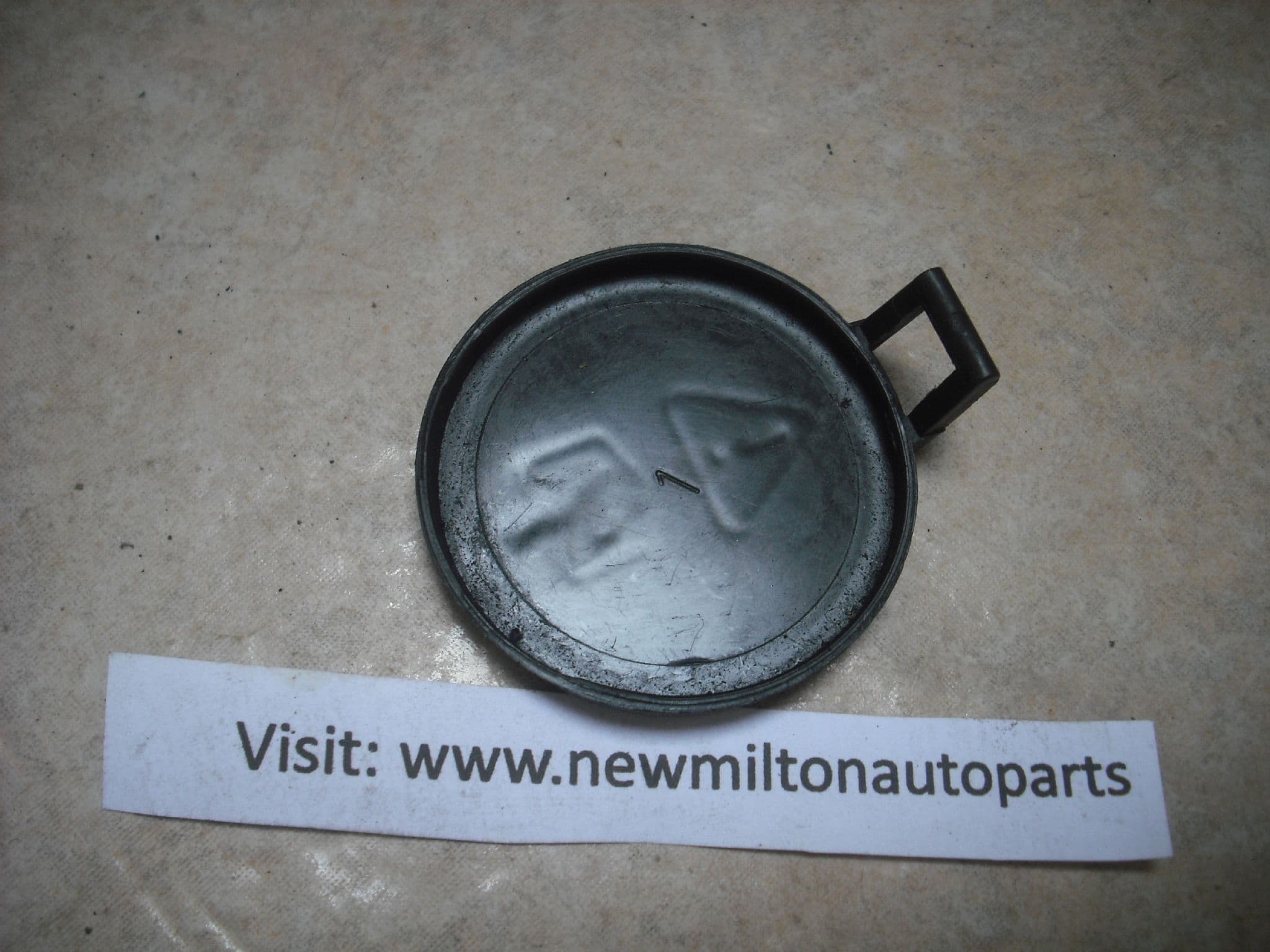 A GENUINE MINI COOPER S R50 N52 WATER COOLANT RESERVOIR TANK FILLER CAP