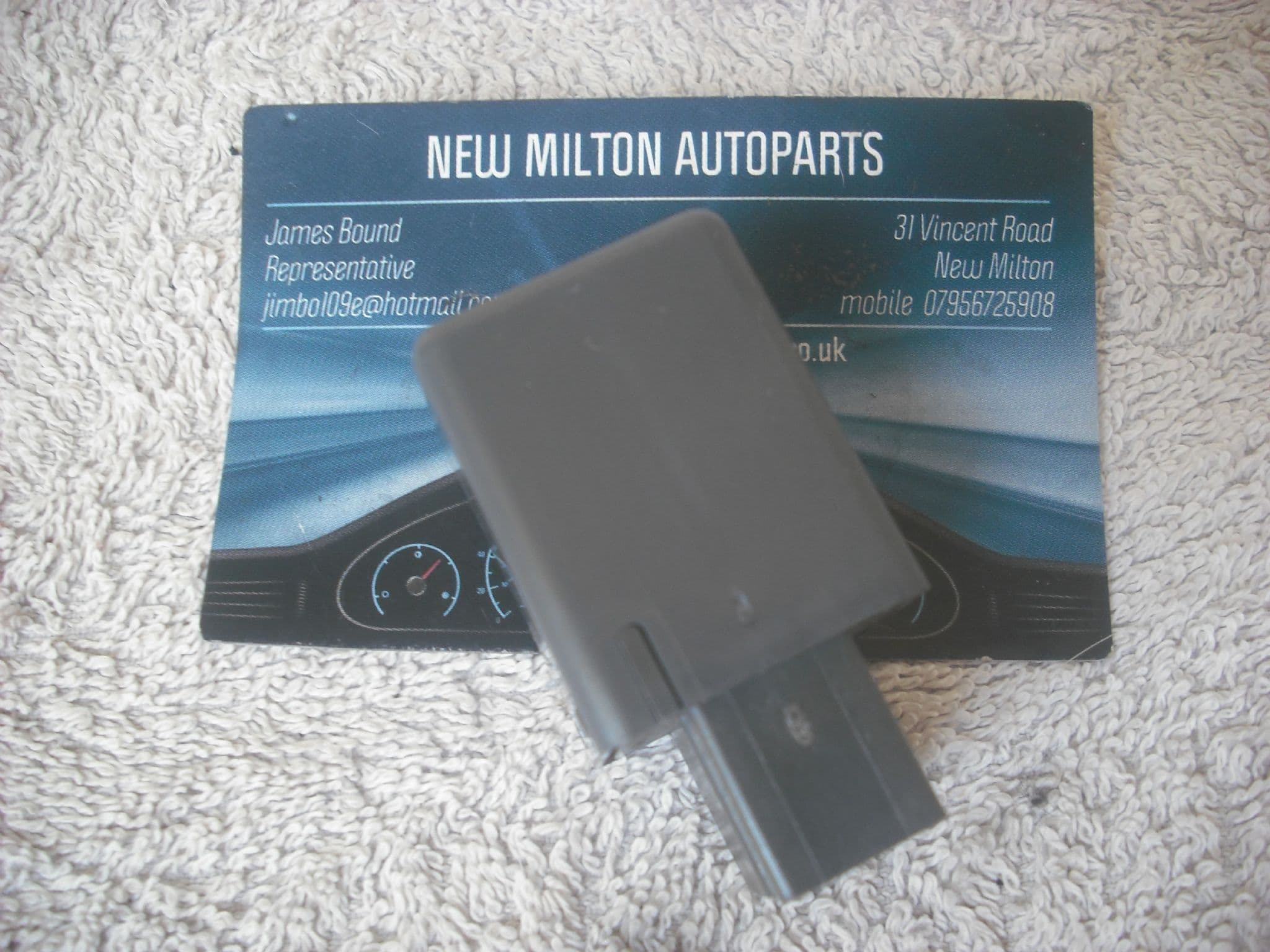 A GENUINE NISSAN ALMERA N16 2003-2006 CIRCUIT BREAKER RELAY 24330 C9900 ...