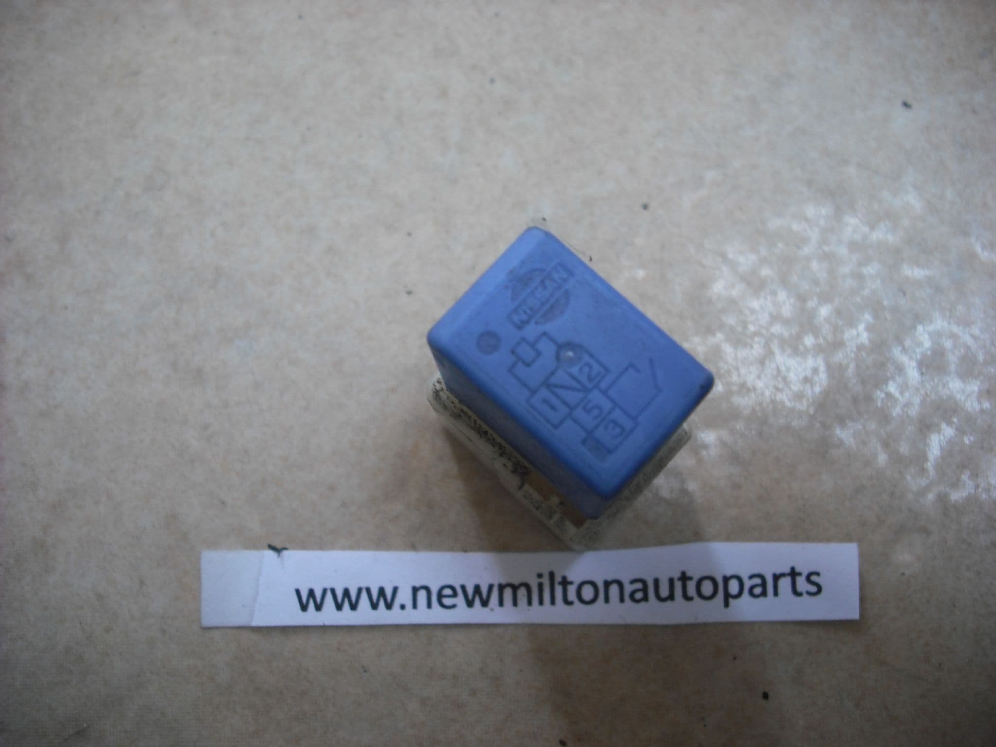 A GENUINE NISSAN X-TRAIL BLUE RELAY 25230 79917 MIYAMOTO