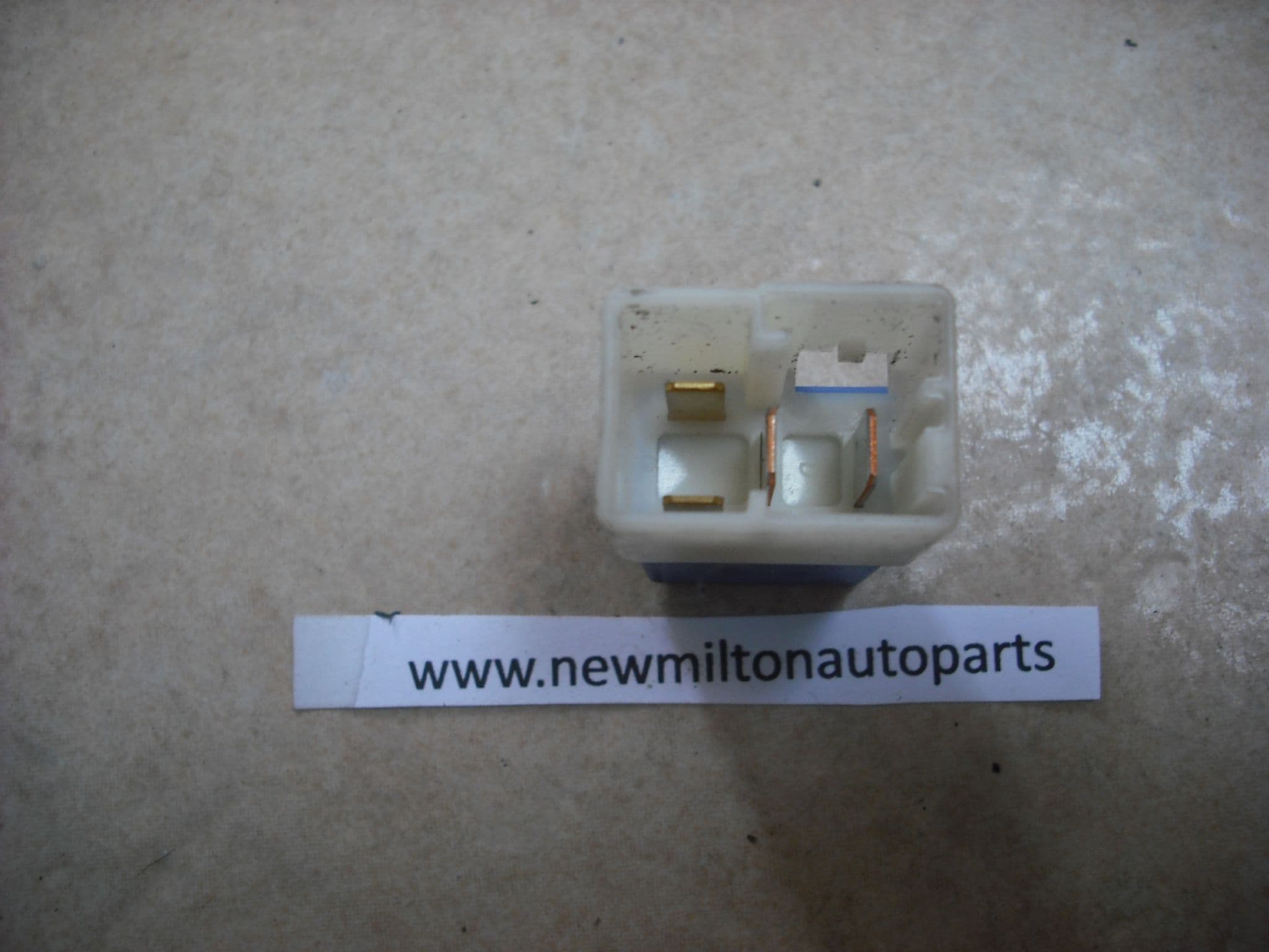 A GENUINE NISSAN X-TRAIL BLUE RELAY 25230 79917 MIYAMOTO