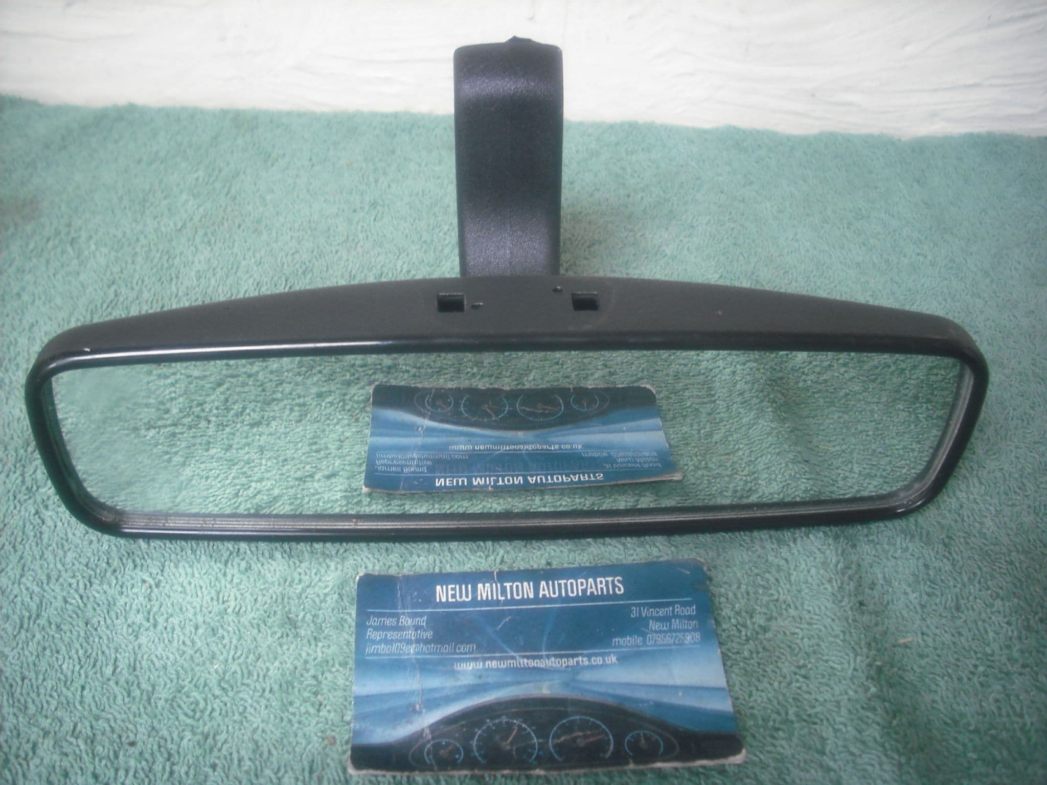 A GENUINE PEUGEOT 1007 INTERIOR REAR VIEW MIRROR