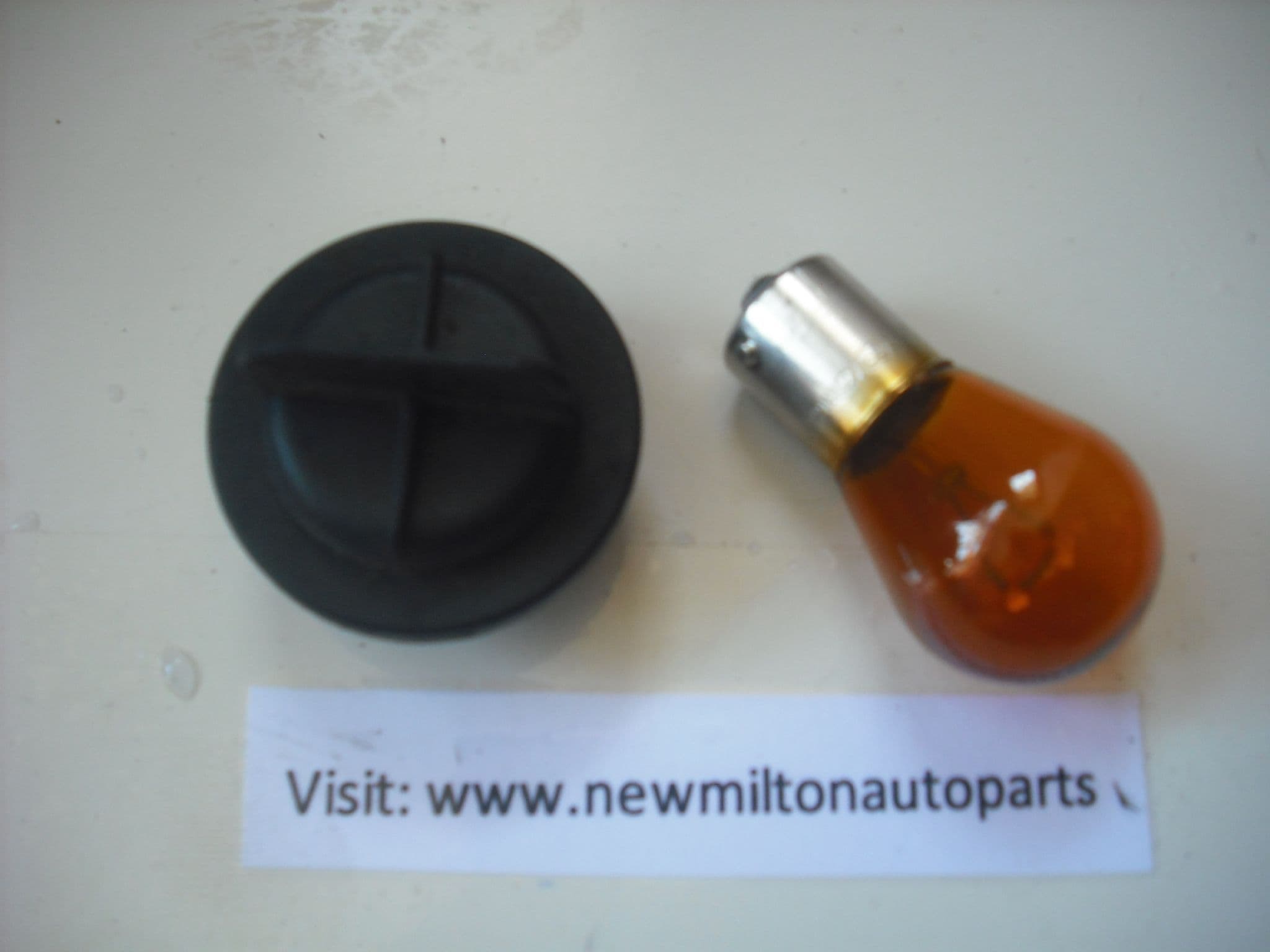 A GENUINE PEUGEOT 407 2004-2008 HEADLIGHT HEADLAMP INDICATOR FLASHER ...