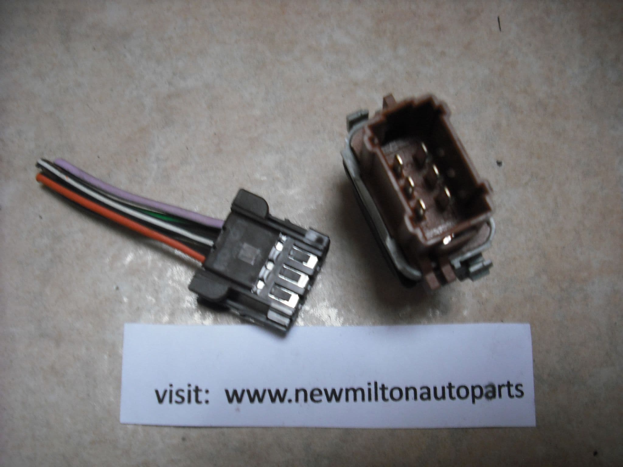 A GENUINE RENAULT CLIO MK3 2006-2010 FRONT PASSENGER DOOR ELECTRIC ...