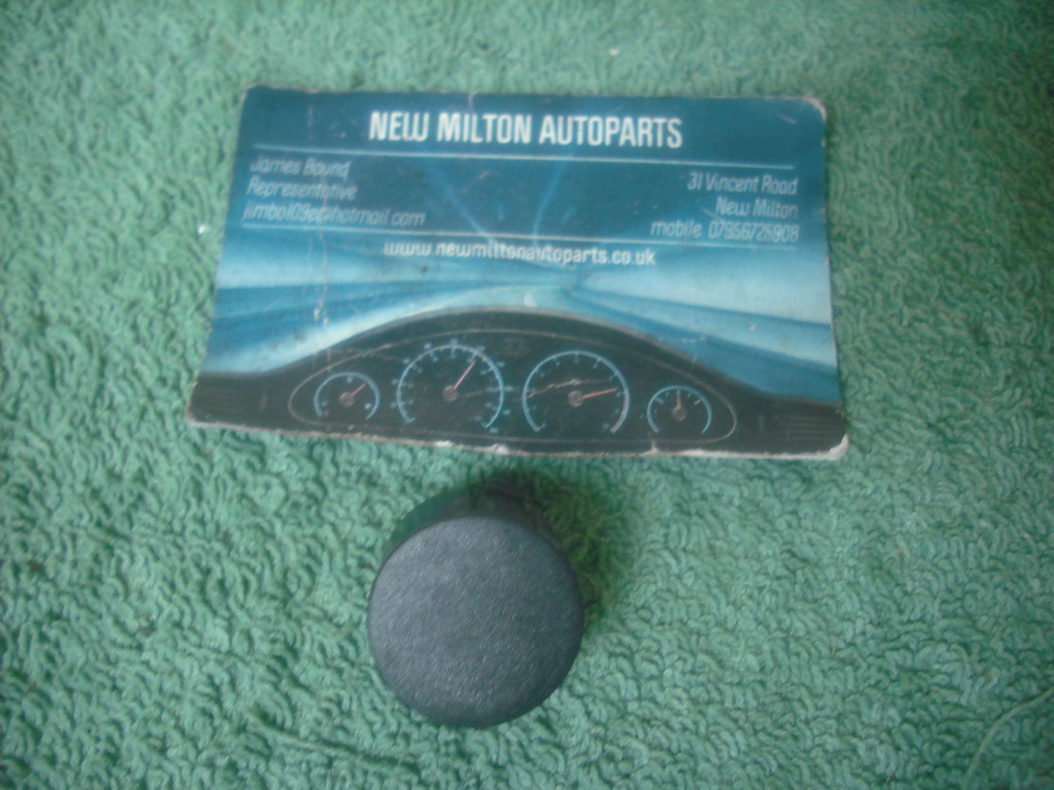 A GENUINE RENAULT CLIO MK3 2006-2010 REAR BACK WINDOW WIPER ARM FIXING ...
