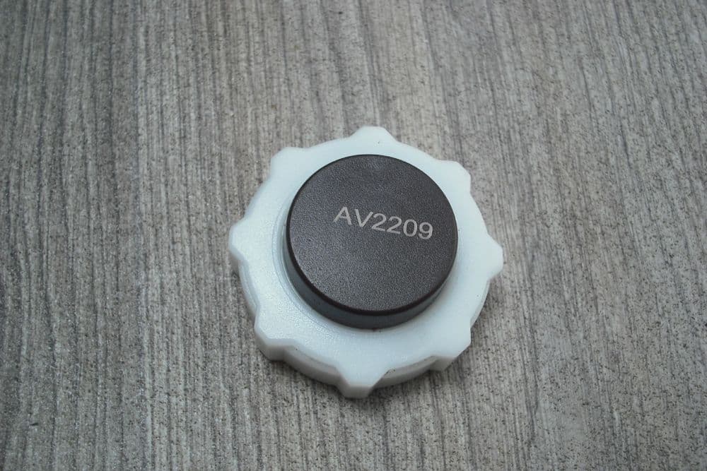 A GENUINE RENAULT KANGOO CLIO MEGANE WATER COOLANT EXPANSION TANK ...