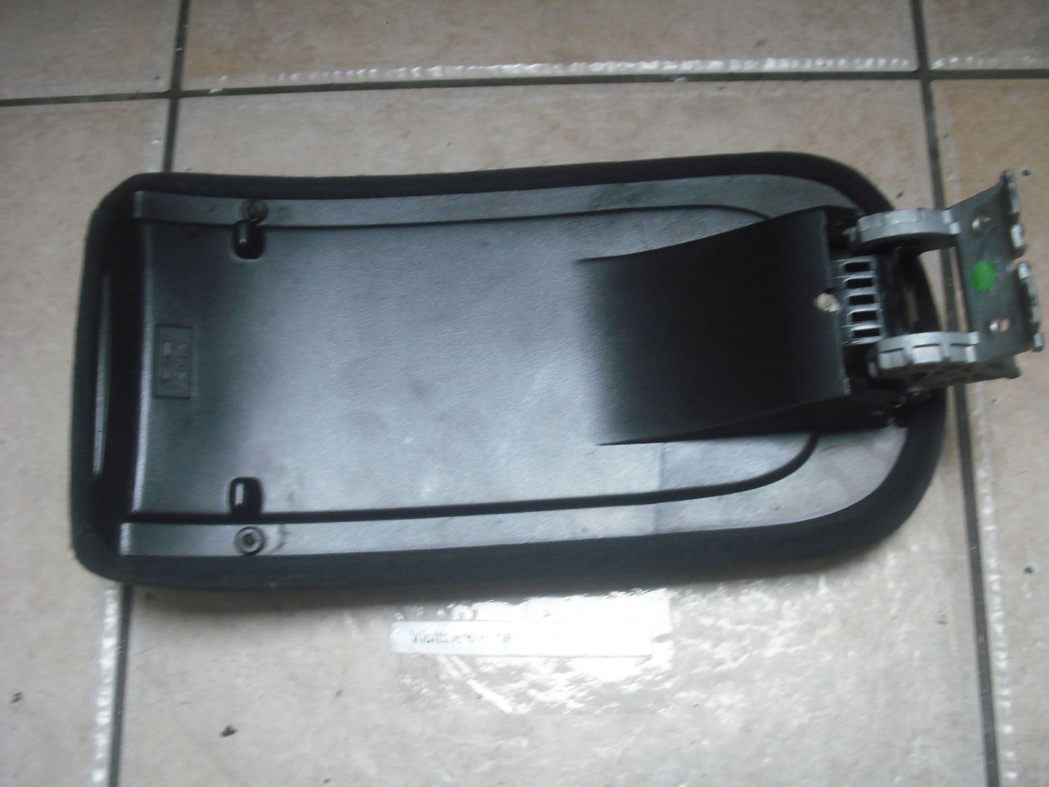 A GENUINE RENAULT MEGANE CONVERTIBLE CENTER CONSOLE STORAGE GLOVE BOX ...