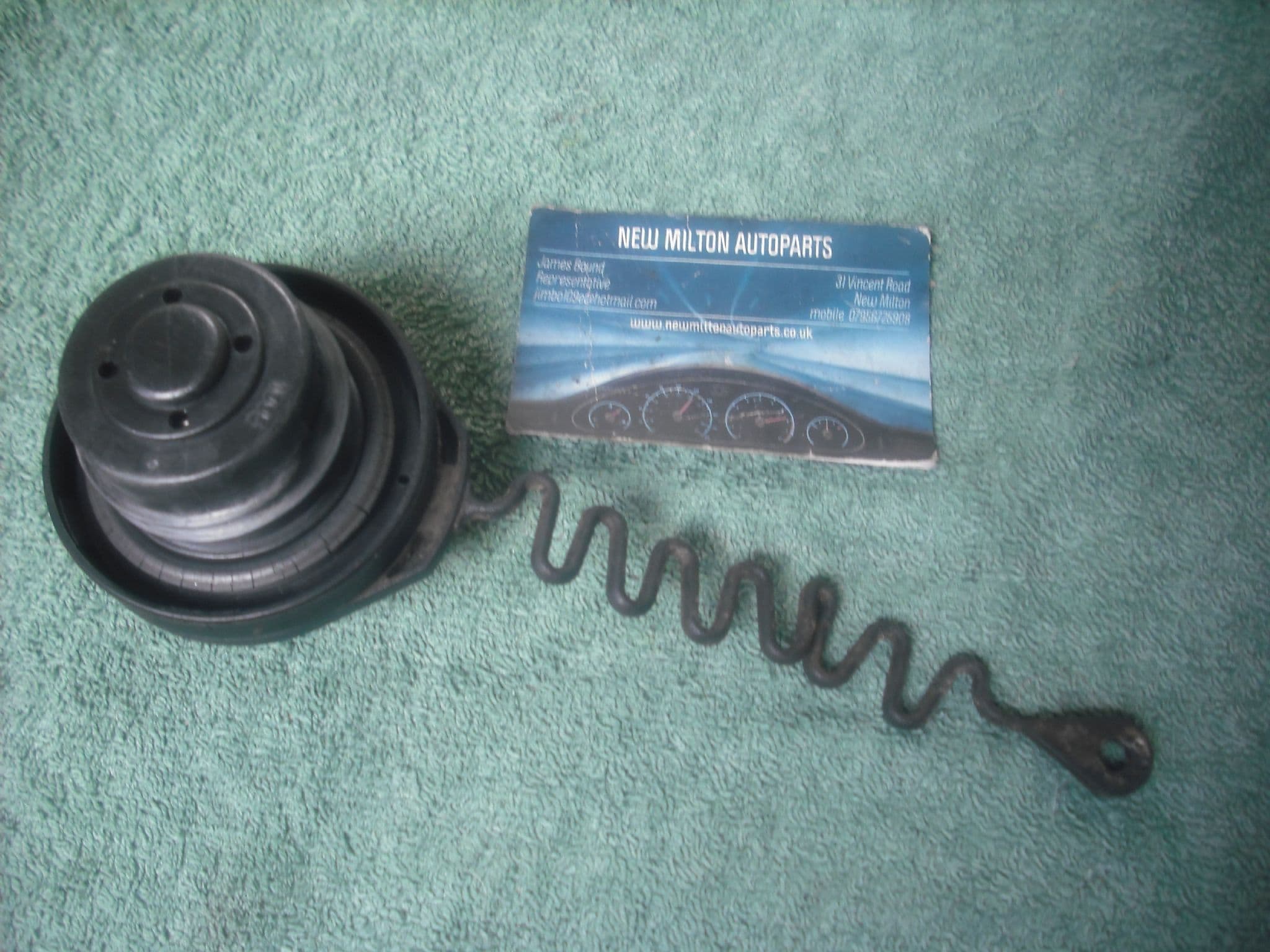 A GENUINE SMART CAR FORTWO PULSE PETROL FUEL CAP