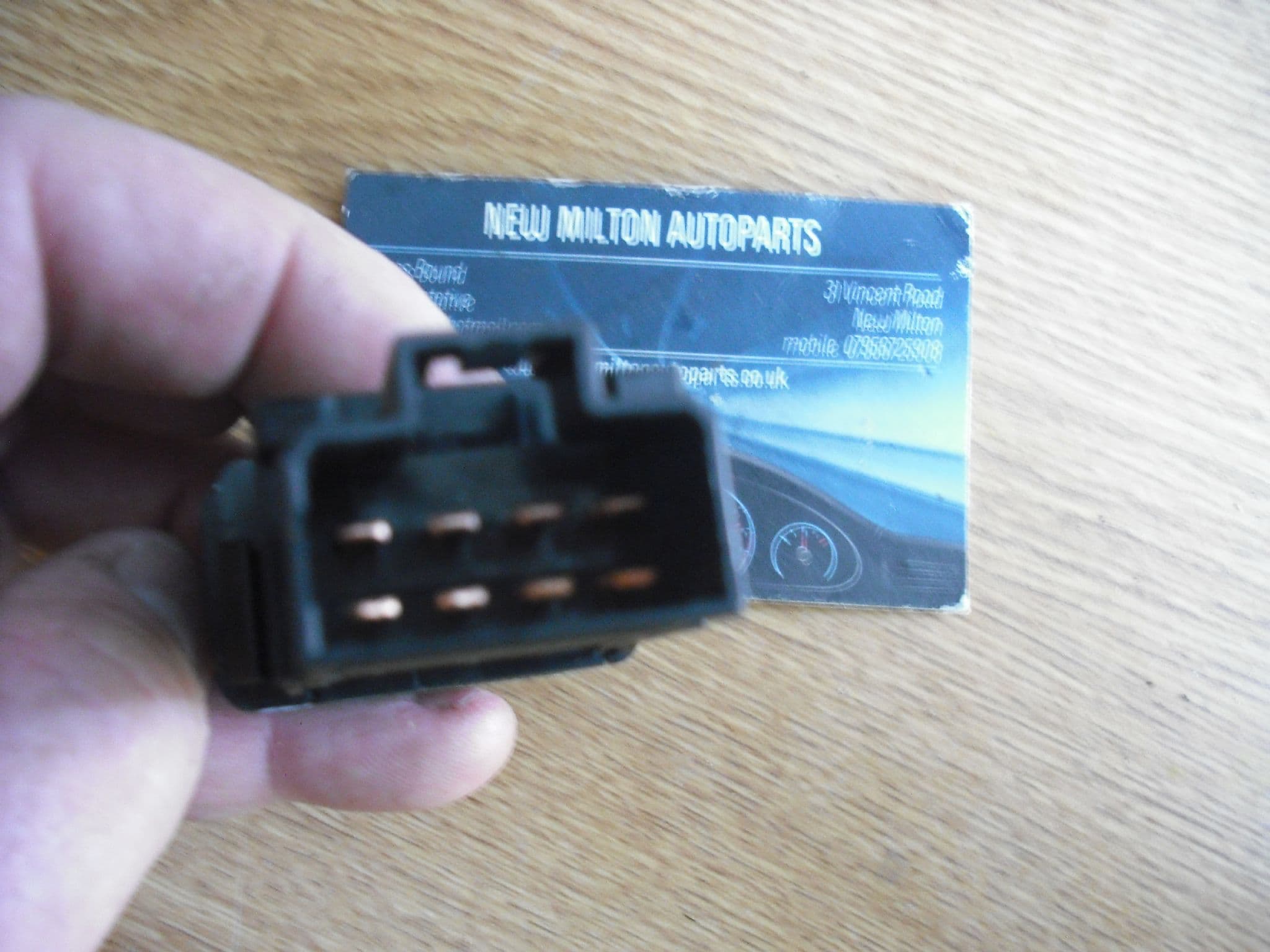 A GENUINE SUBARU IMPREZA WRX BUG EYE HAZARD WARNING LIGHT LAMP SWITCH