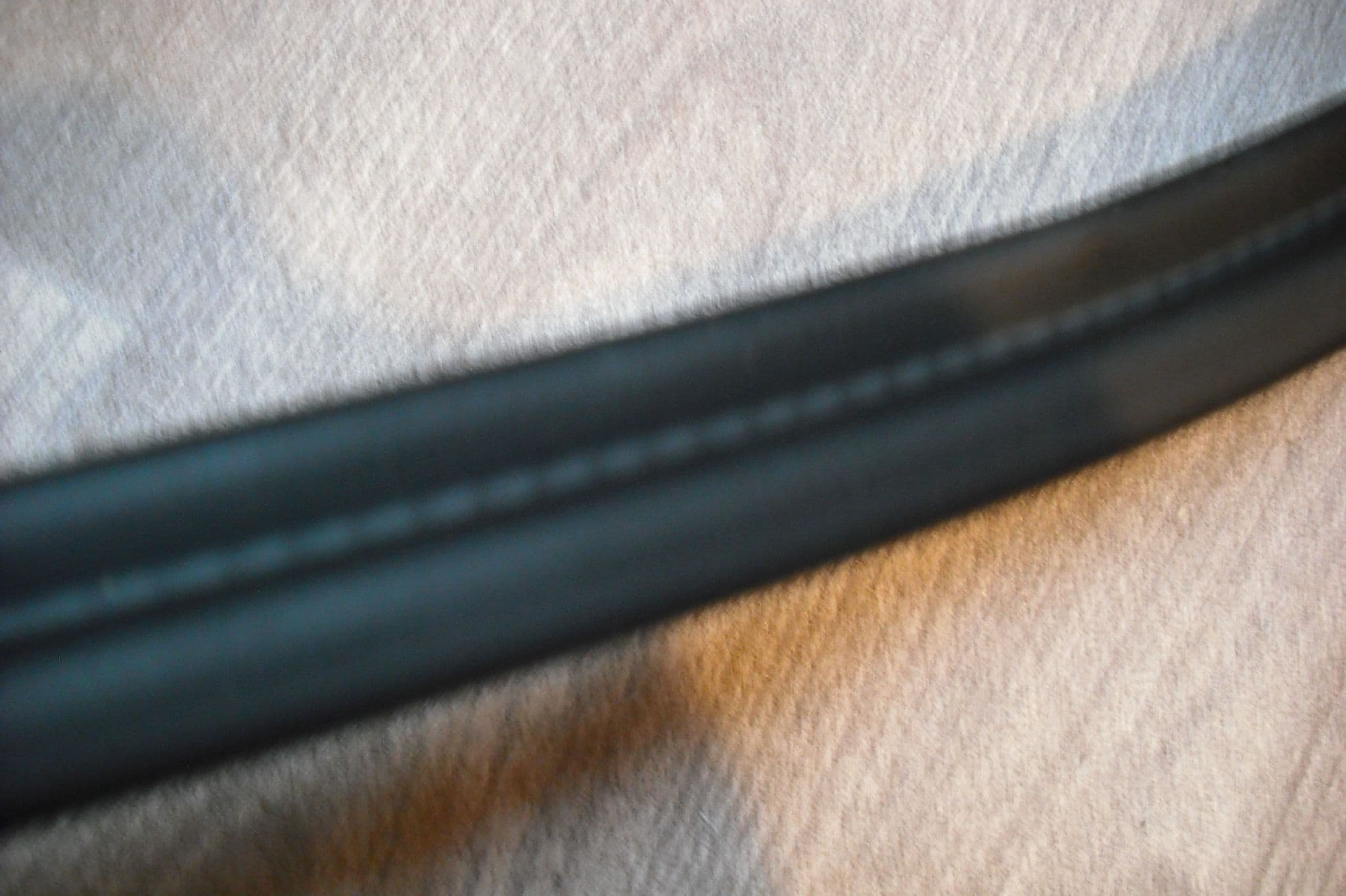 A GENUINE TOYOTA YARIS MK2 3 DOOR REAR BOOT RUBBER WEATHER SEAL