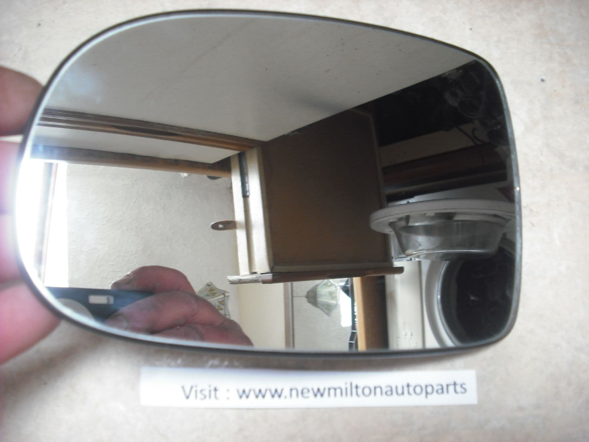 A GENUINE VAUXHALL CORSA C 2000-2006 ELECTRIC DOOR MIRROR GLASS LEFT ...