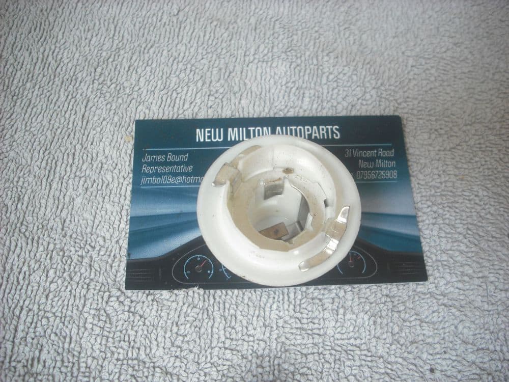 A GENUINE VW VOLKSWAGEN GOLF MK4 HEADLIGHT HEADLAMP BULB HOLDER