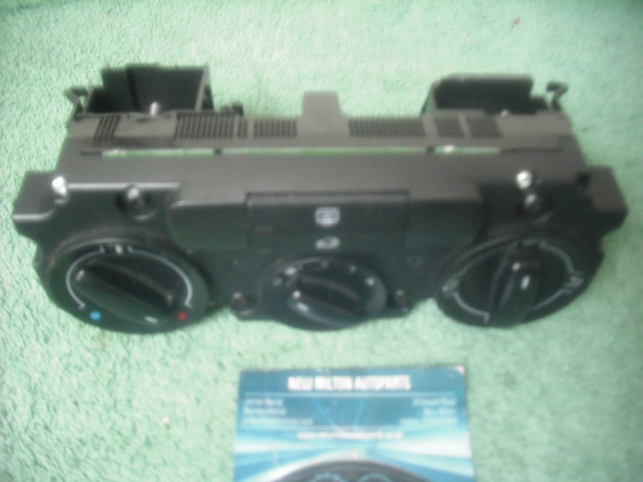A GENUINE VW VOLKSWAGEN GOLF MK5 A/C HEATER CONTROL FAN BLOWER PANEL ...