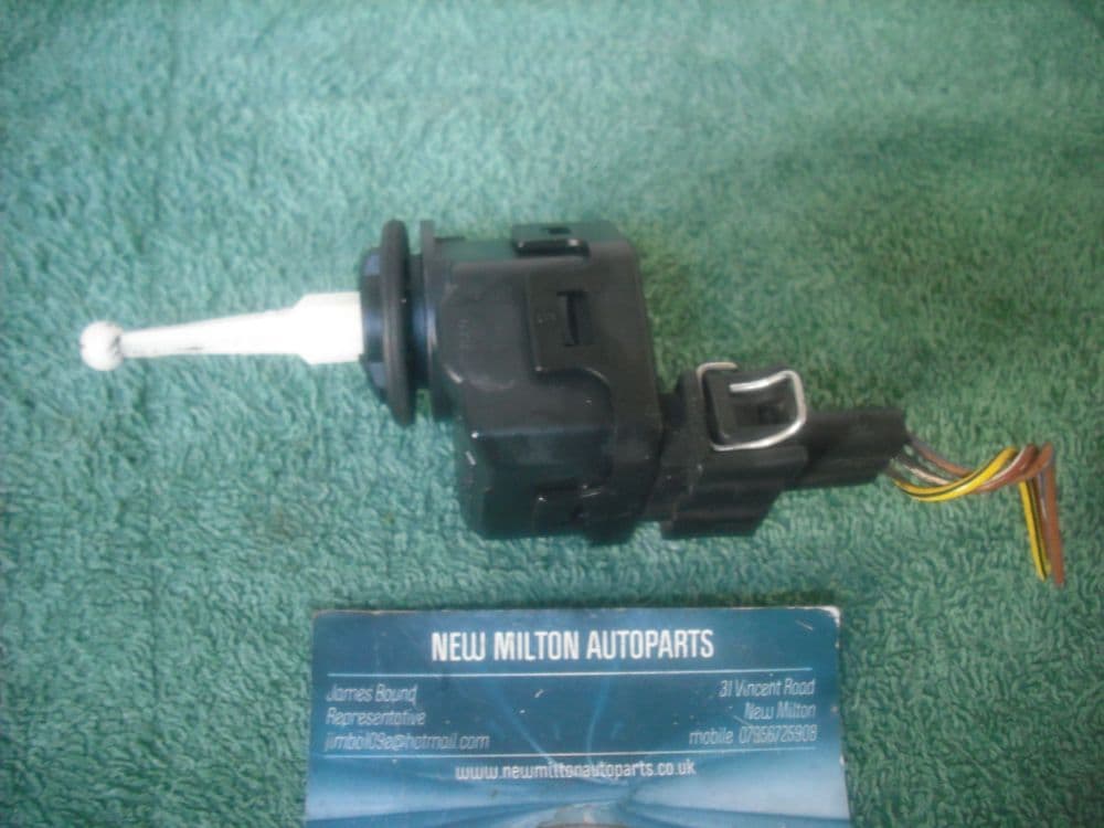 A GENUINE VW VOLKSWAGEN PASSAT B5 HEADLIGHT HEADLAMP ADJUSTMENT ...