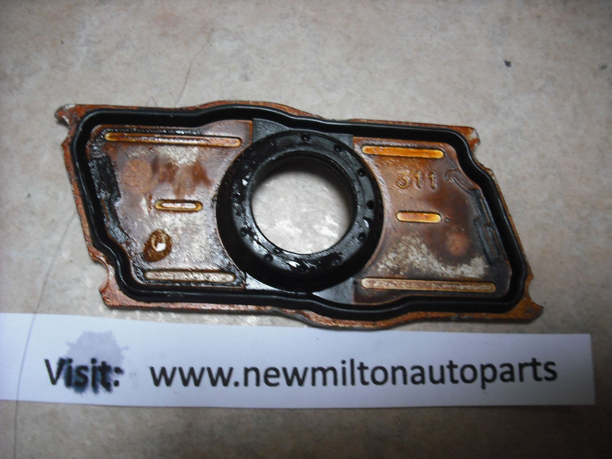 A GENUINE VW VOLKSWAGEN PASSAT B6 2 0 TDI FUEL INJECTOR ENGINE COVER ...