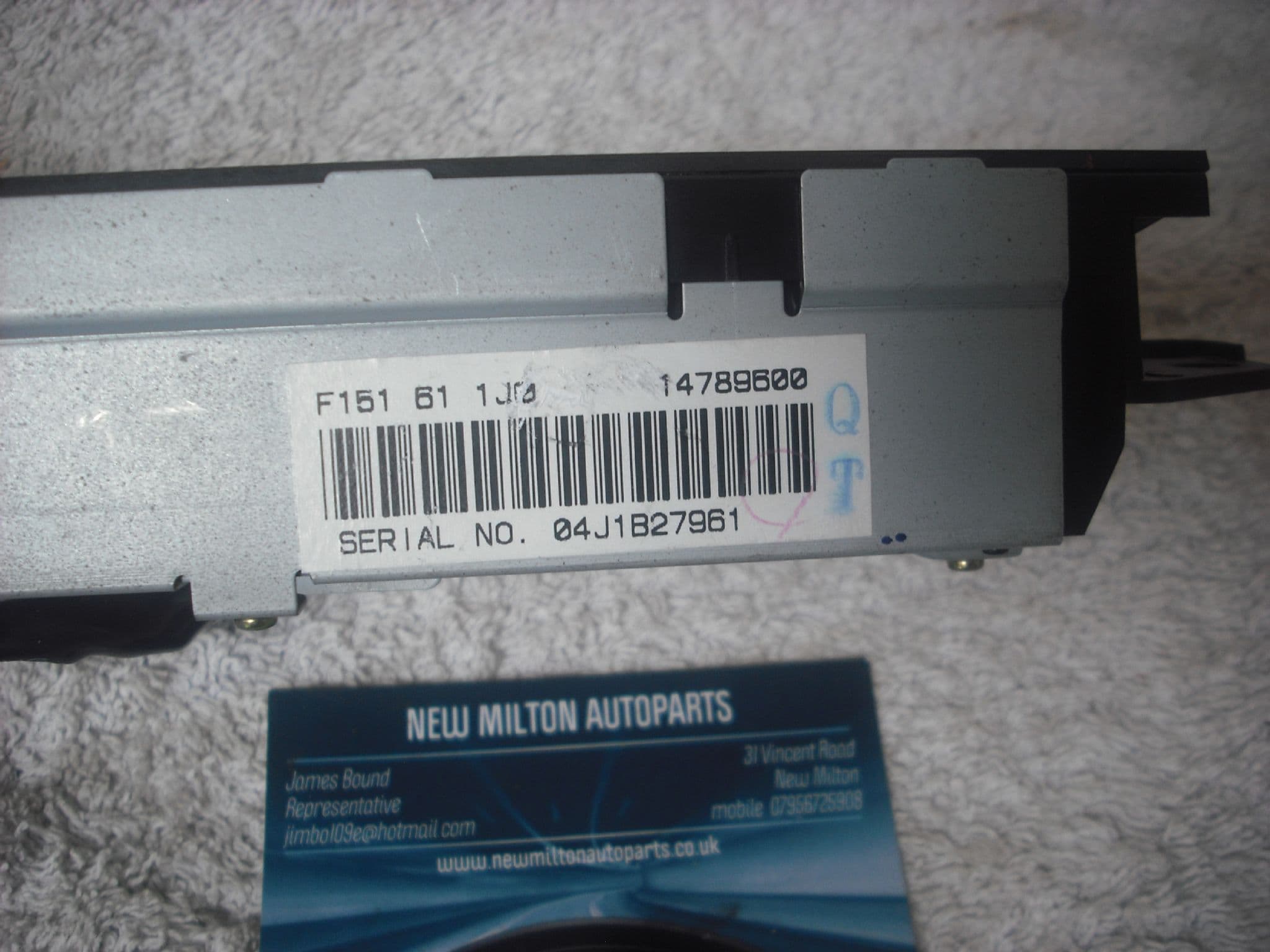 A MAZDA RX8 RX-8 DIGITAL INFORMATION RADIO DISPLAY SCREEN 14789600