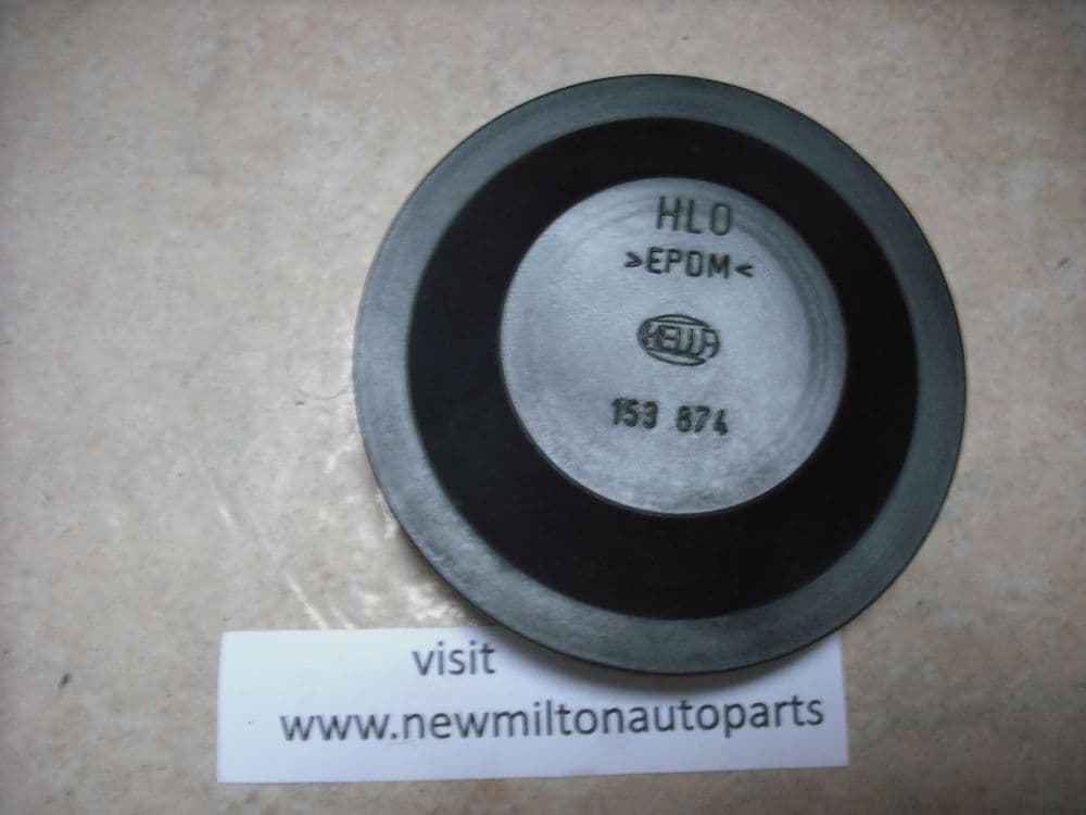 A VAUXHALL ASTRA H MK5 HEADLIGHT HEADLAMP BULB COVER CAP HELLA 153 874 ...