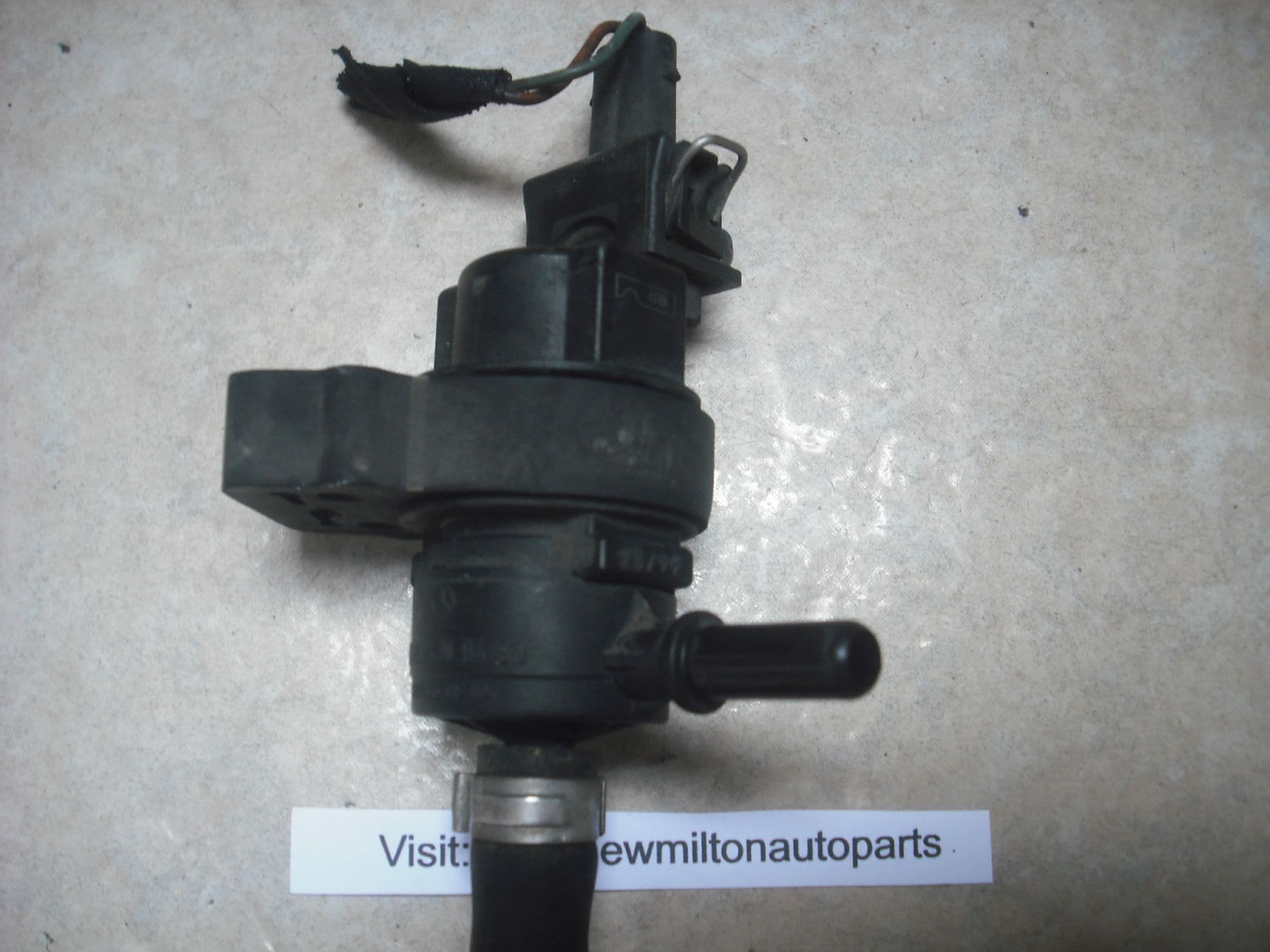 A1634700493 MERCEDES BENZ W163 ML VACUUM PURGE PUMP VALVE