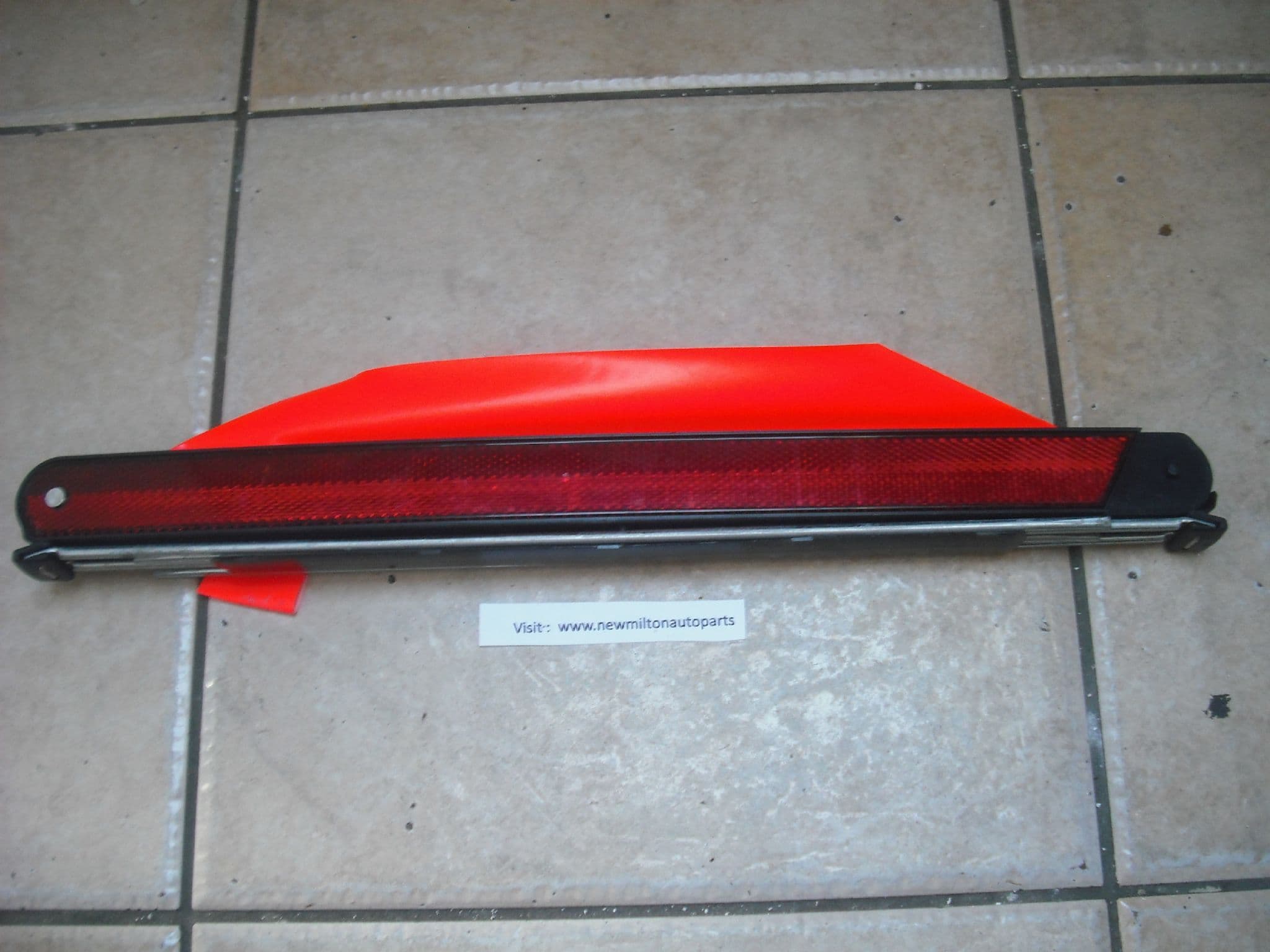 A1718900197 A GENUINE MERCEDES BENZ W169 A CLASS FOLDING WARNING BREAK ...