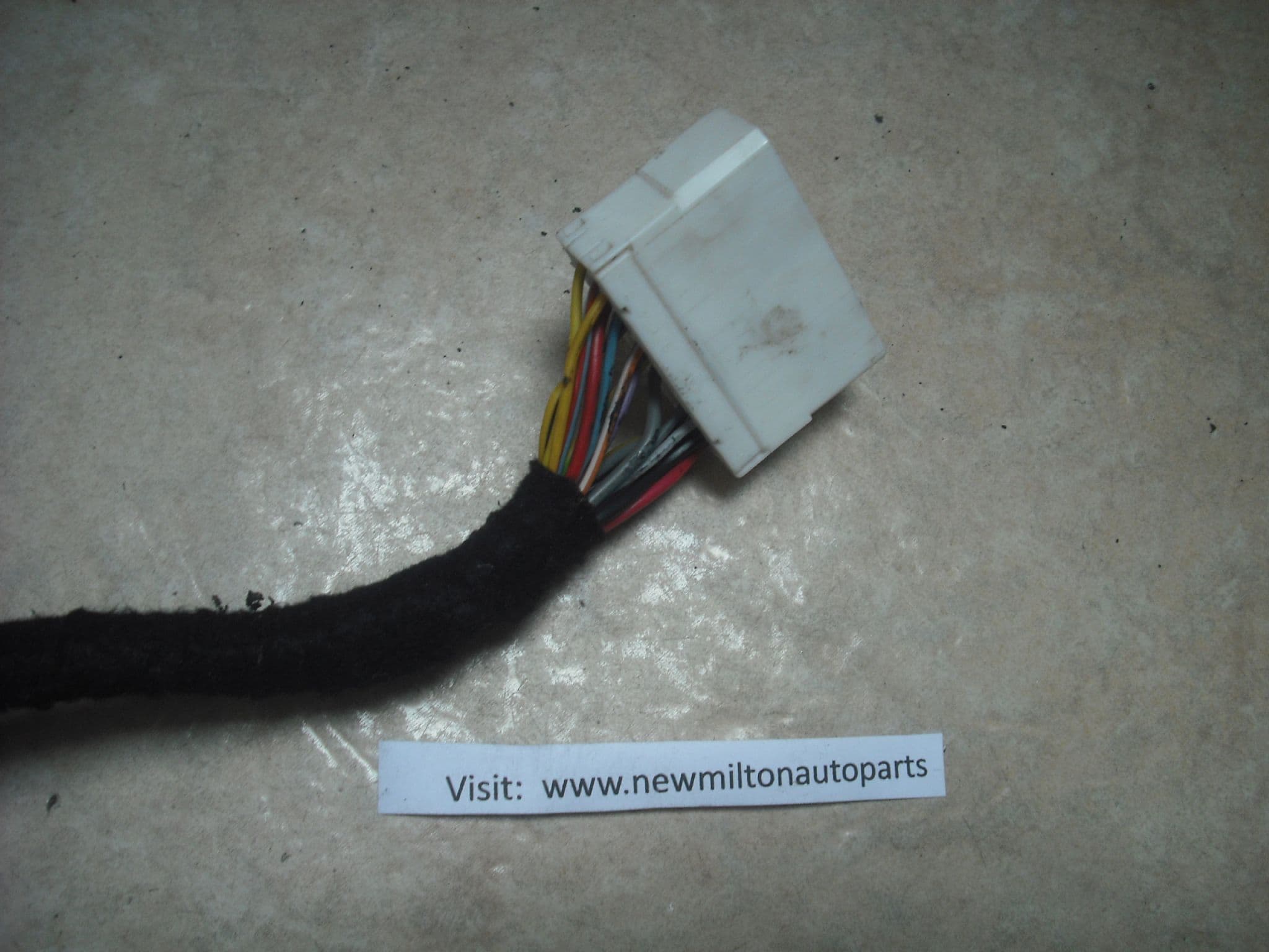 ALFA ROMEO 916 SPIDER CONVERTIBLE CENTER CONSOLE WIRING LOOM