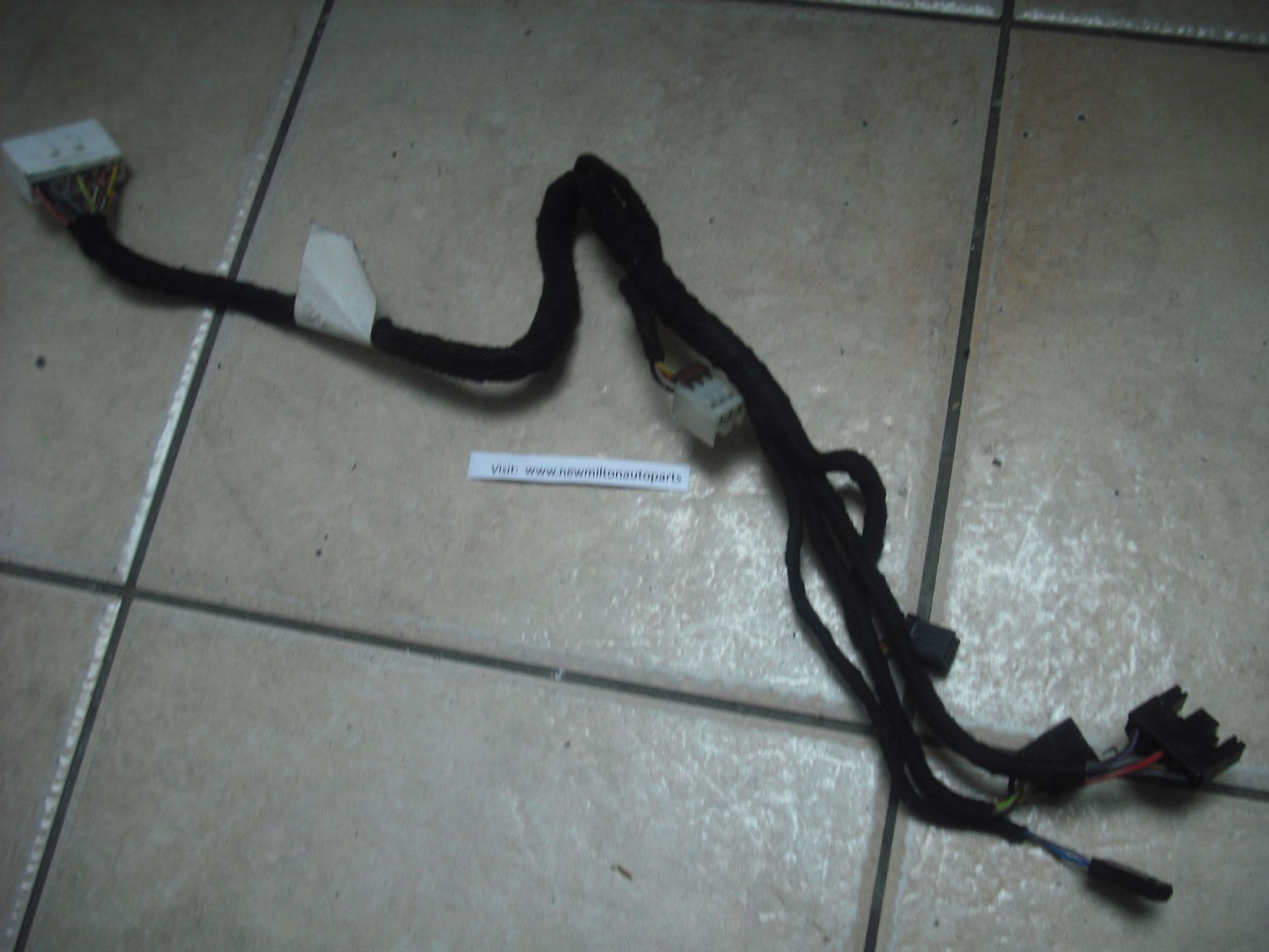 ALFA ROMEO 916 SPIDER CONVERTIBLE CENTER CONSOLE WIRING LOOM