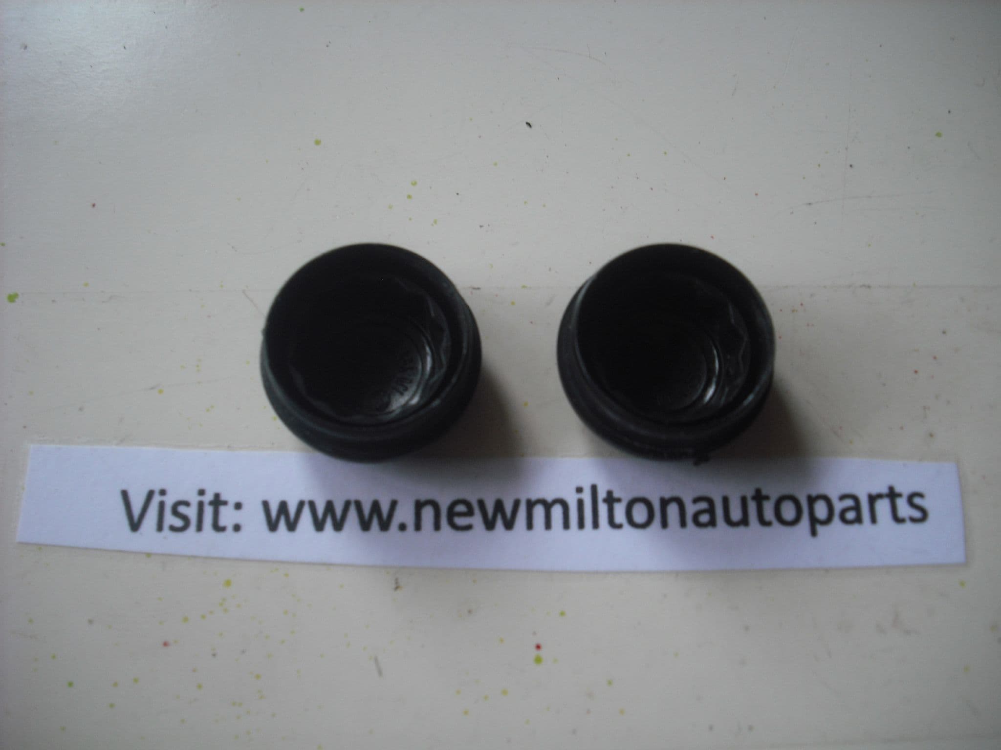 AUDI A4 B6 B7 ALL MODELS FRONT WINDSCREEN WIPER ARM FIXING NUT COVER ...