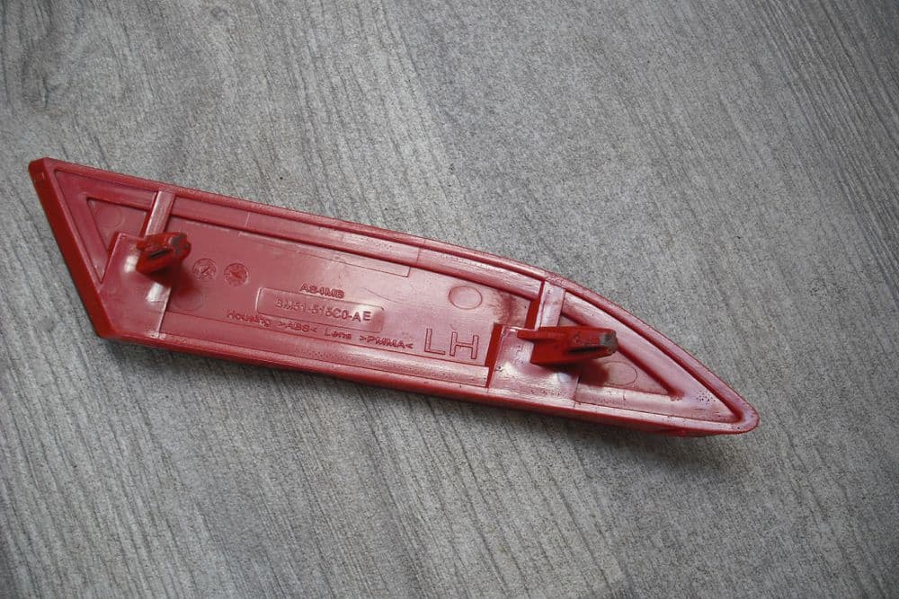 BM51-515C0-AE FORD FOCUS MK3 REAR BUMPER REFLECTOR LEFT SIDE