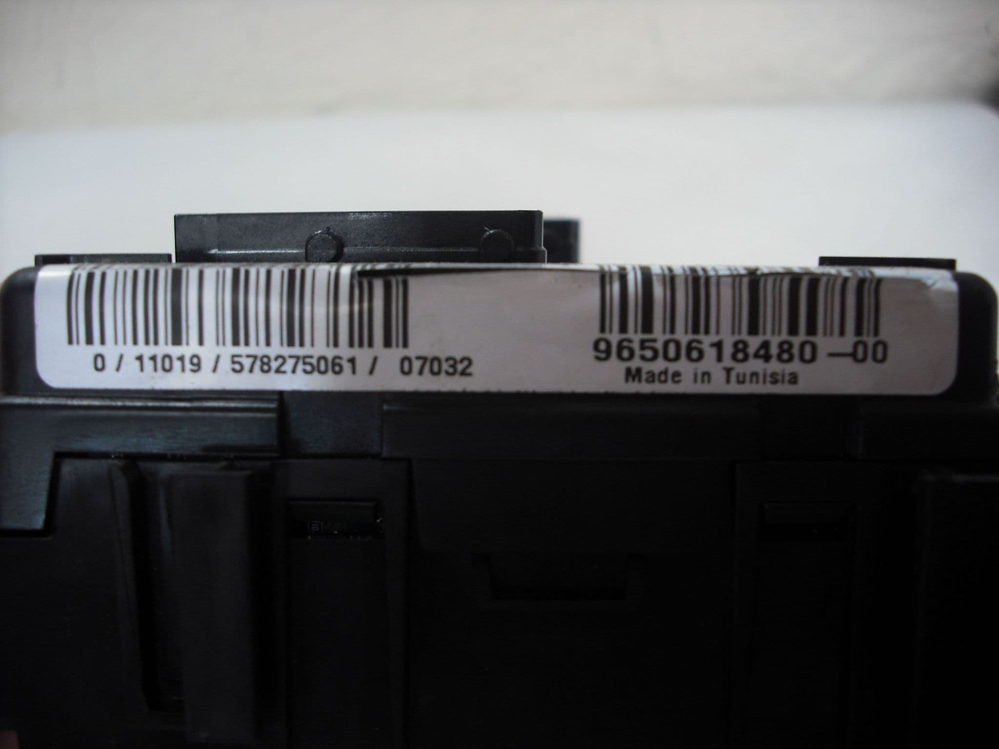 CITROEN C2 C3 C5 PICASSO FUSE BOX CONTROL MODULE SIEMENS U118470003 L ...