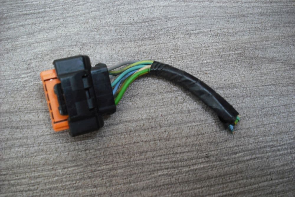 CITROEN C4 GRAND PICASSO HALOGEN HEADLIGHT WIRING PLUG