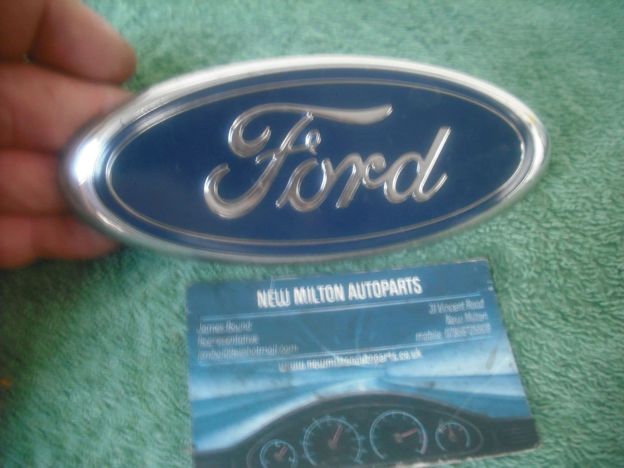 F85B-15402A16-AA A GENUINE FORD EXPLORER / E150 XL BADGE