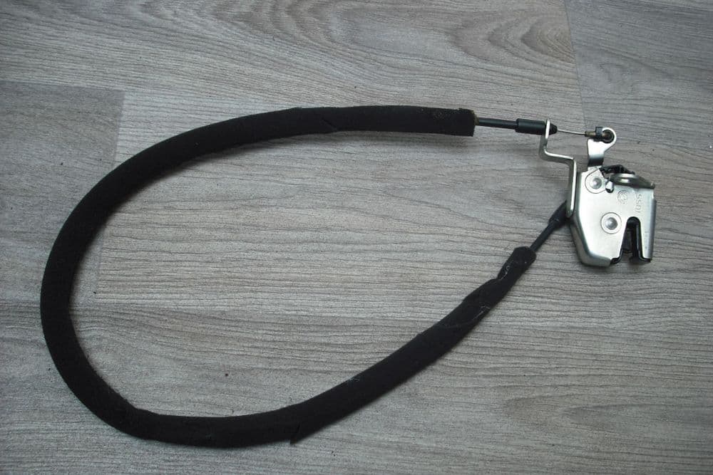 FIAT FIORINO VAN RERA DOOR UPPER DOOR CATCH AND CABLE RIGHT SIDE OFFSIDE