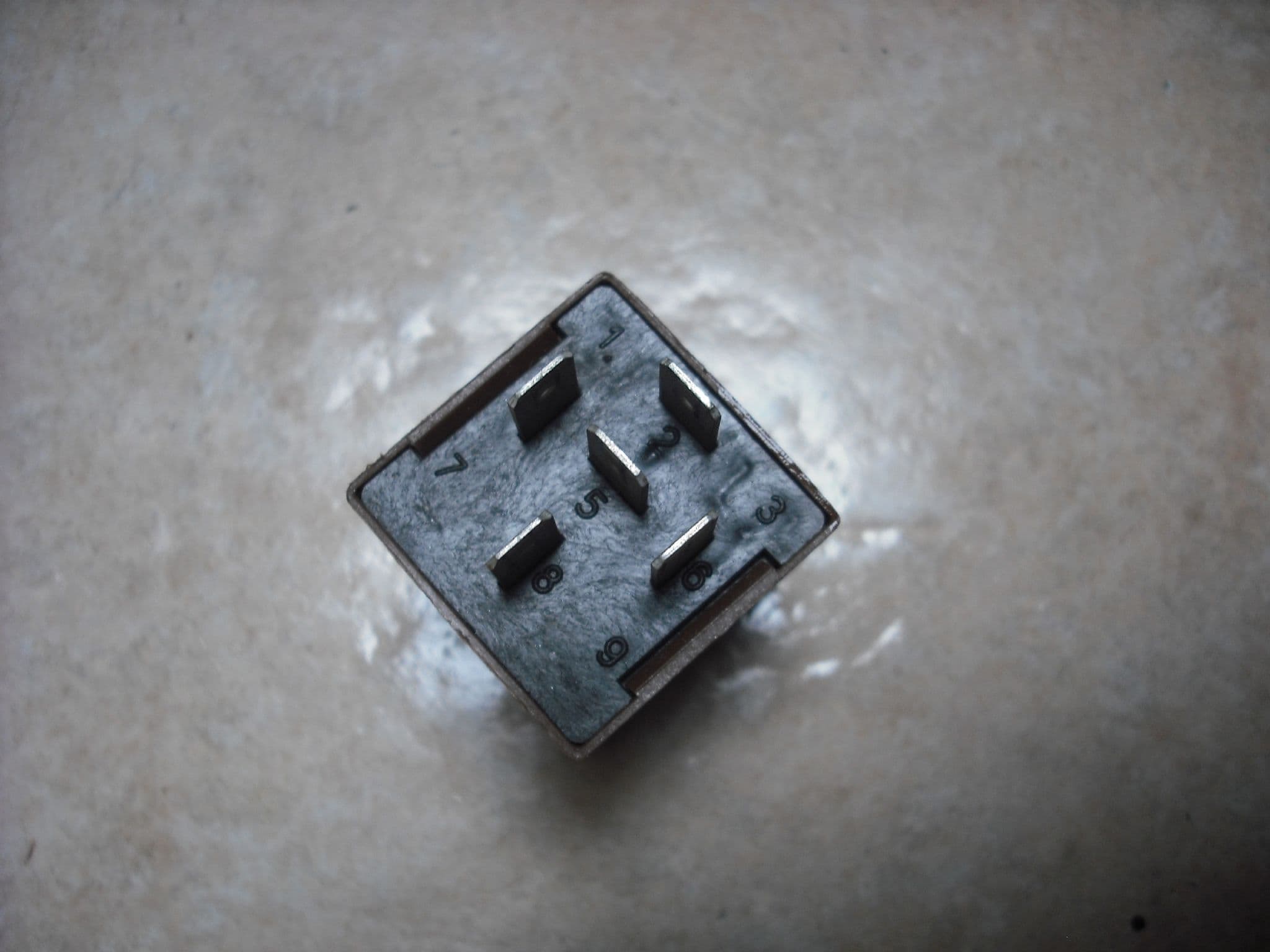 FIAT MULTIPLA 2000-2005 VALEO 59950357 REAR WINDOW WIPER MOTOR RELAY