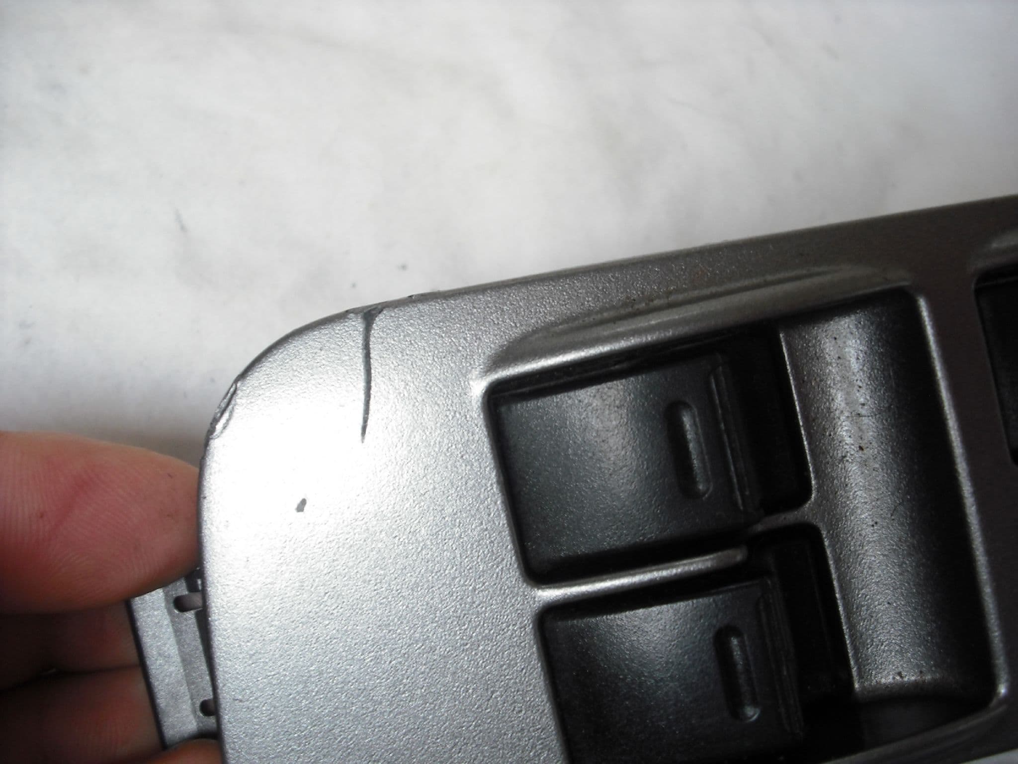 GENUINE TOYOTA COROLLA 5 DOOR ELECTRIC WINDOW SWITCHES