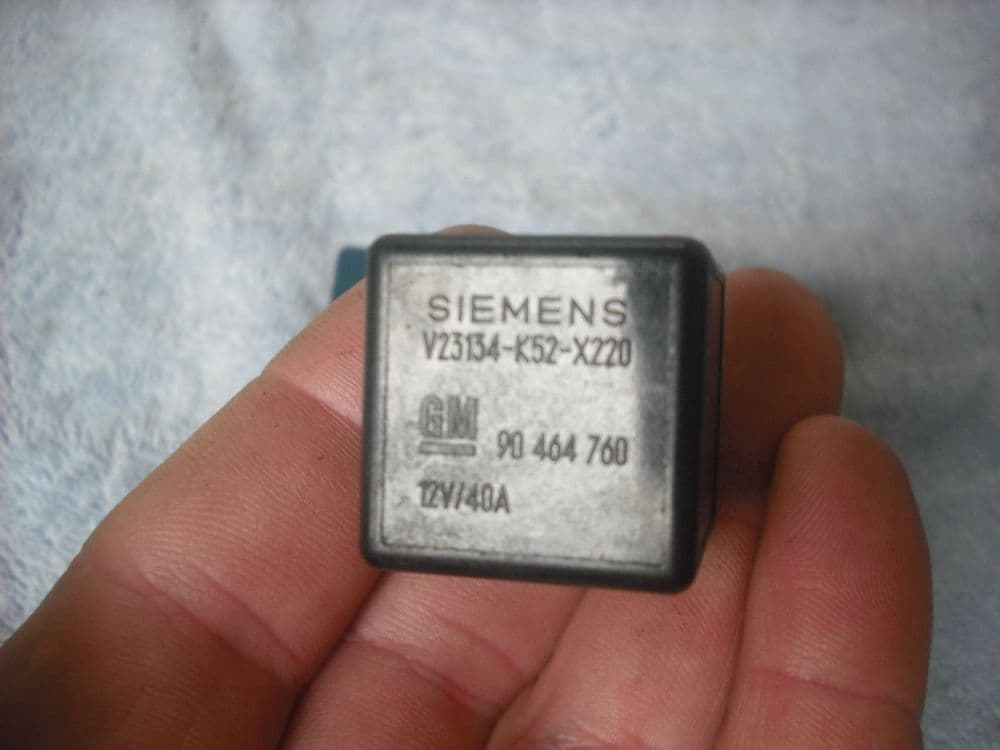 GENUINE VAUXHALL CORSA ASTRA VECTRA ZAFIRA RELAY GM SIEMENS V23134-K52 ...