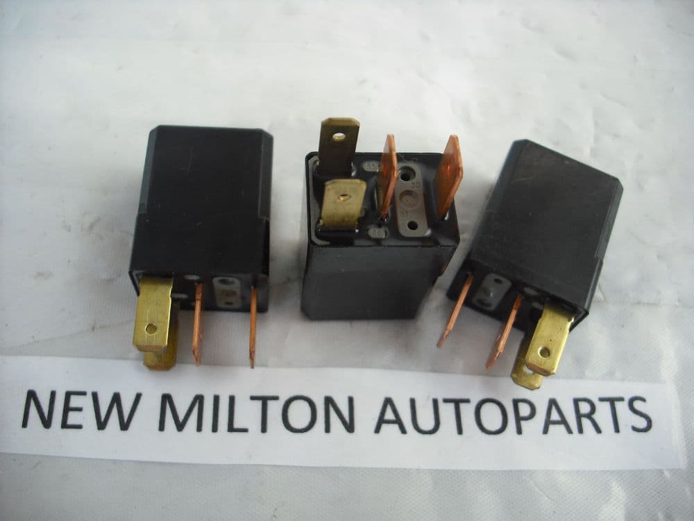 HONDA CRV 3 x GENUINE RELAYS NAIS CM1aF-R-12V 70106 ACM3221 M01