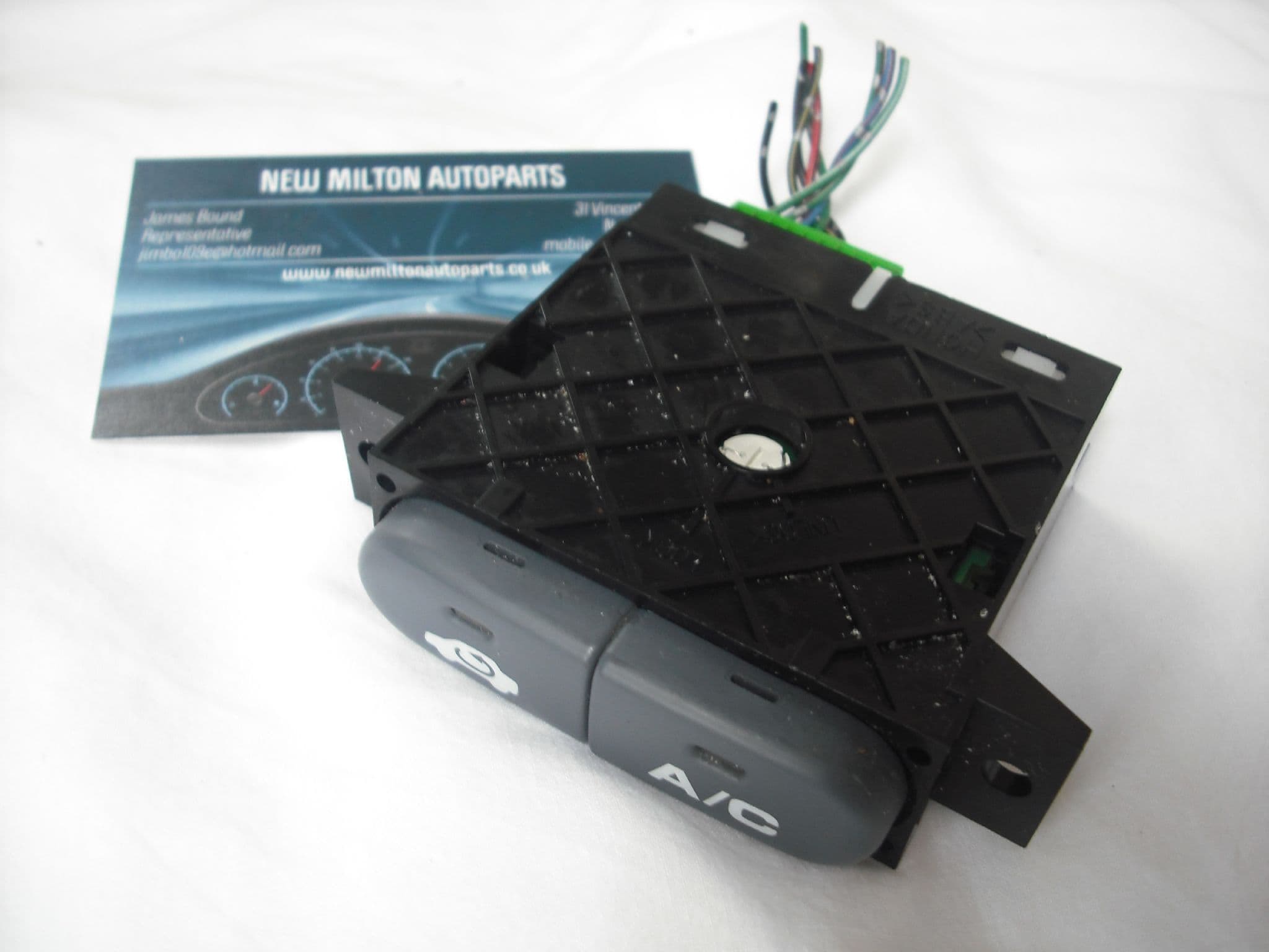 HONDA HRV A/C HEATING AND CIRCULATION SWITCHES