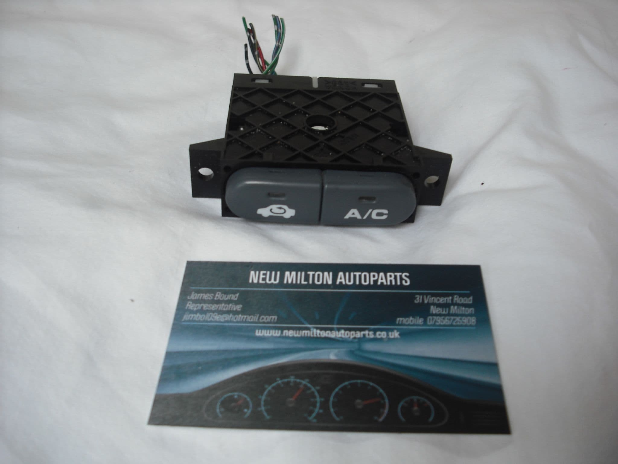 HONDA HRV A/C HEATING AND CIRCULATION SWITCHES