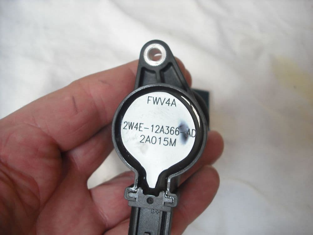 JAGUAR S TYPE ENGINE IGNITION COIL FWV4A 2W4E-12A366-AD 2A015M