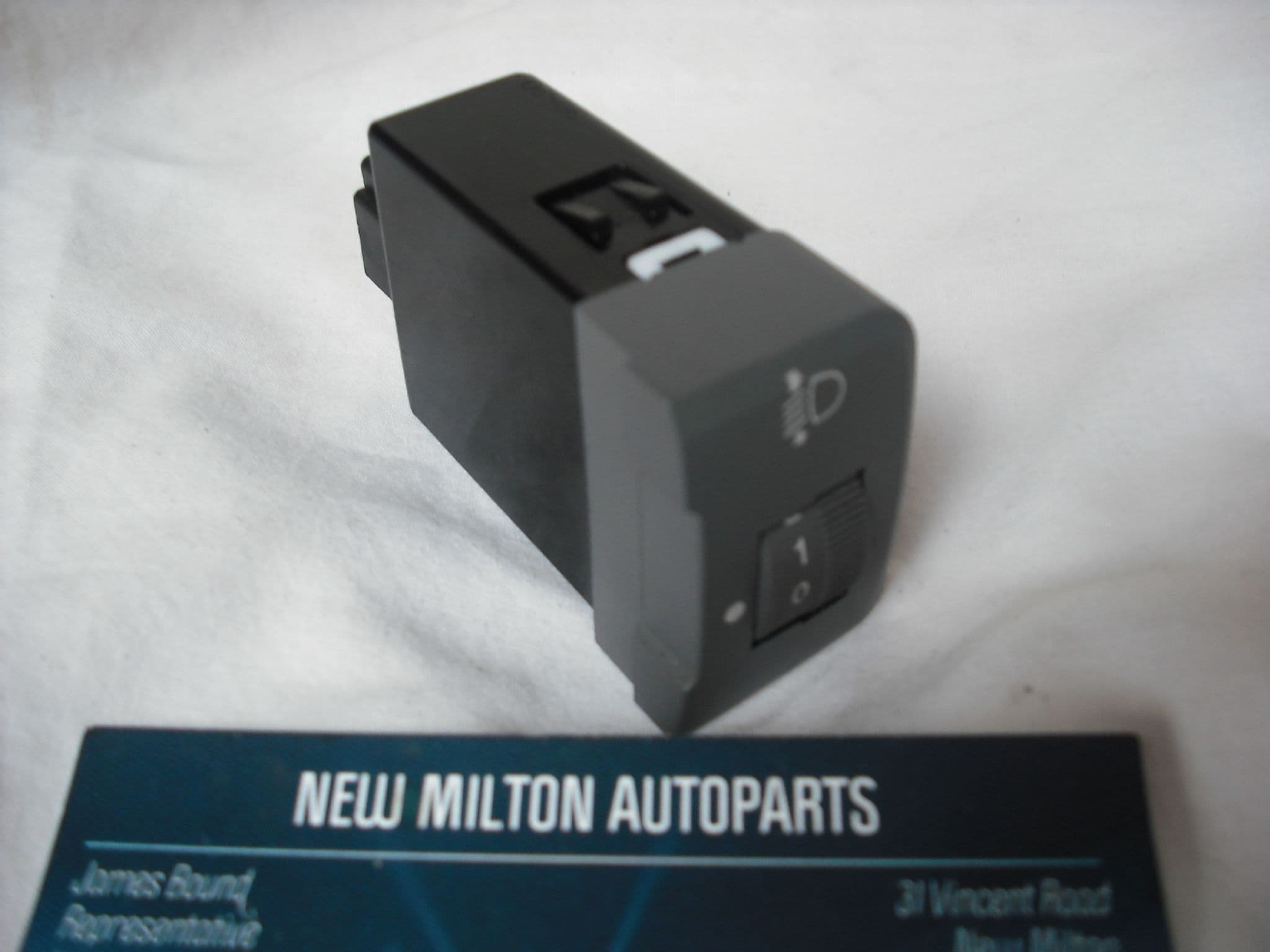 KIA RIO MK1 HEADLIGHT HEADLAMP HEIGHT LEVEL ADJUSTMENT SWITCH GREY