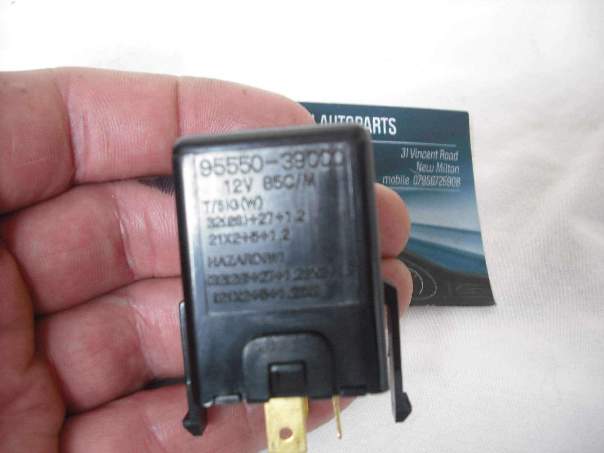 KIZA CARENS A GENUINE INDICATOR FLASHER RELAY 95550-39000