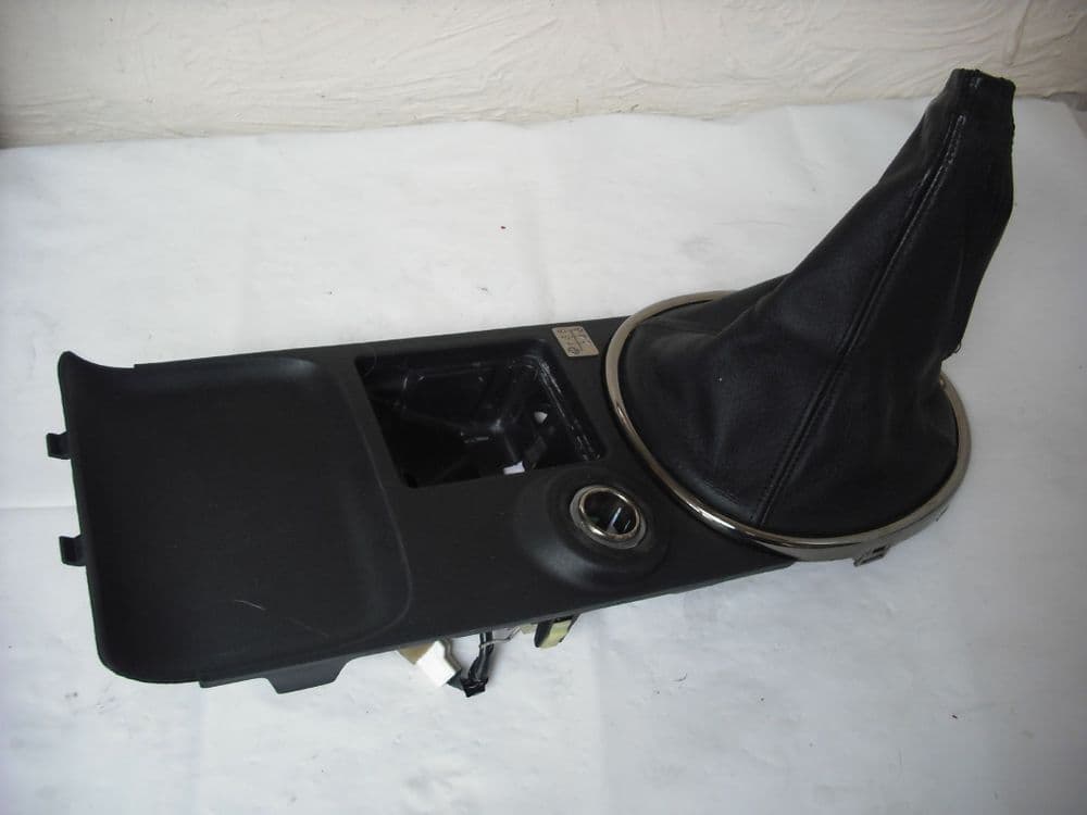 LEXUS IS200 CENTER CONSOLE GEAR STICK GAITER ETC 6 SPEED RHD CARS