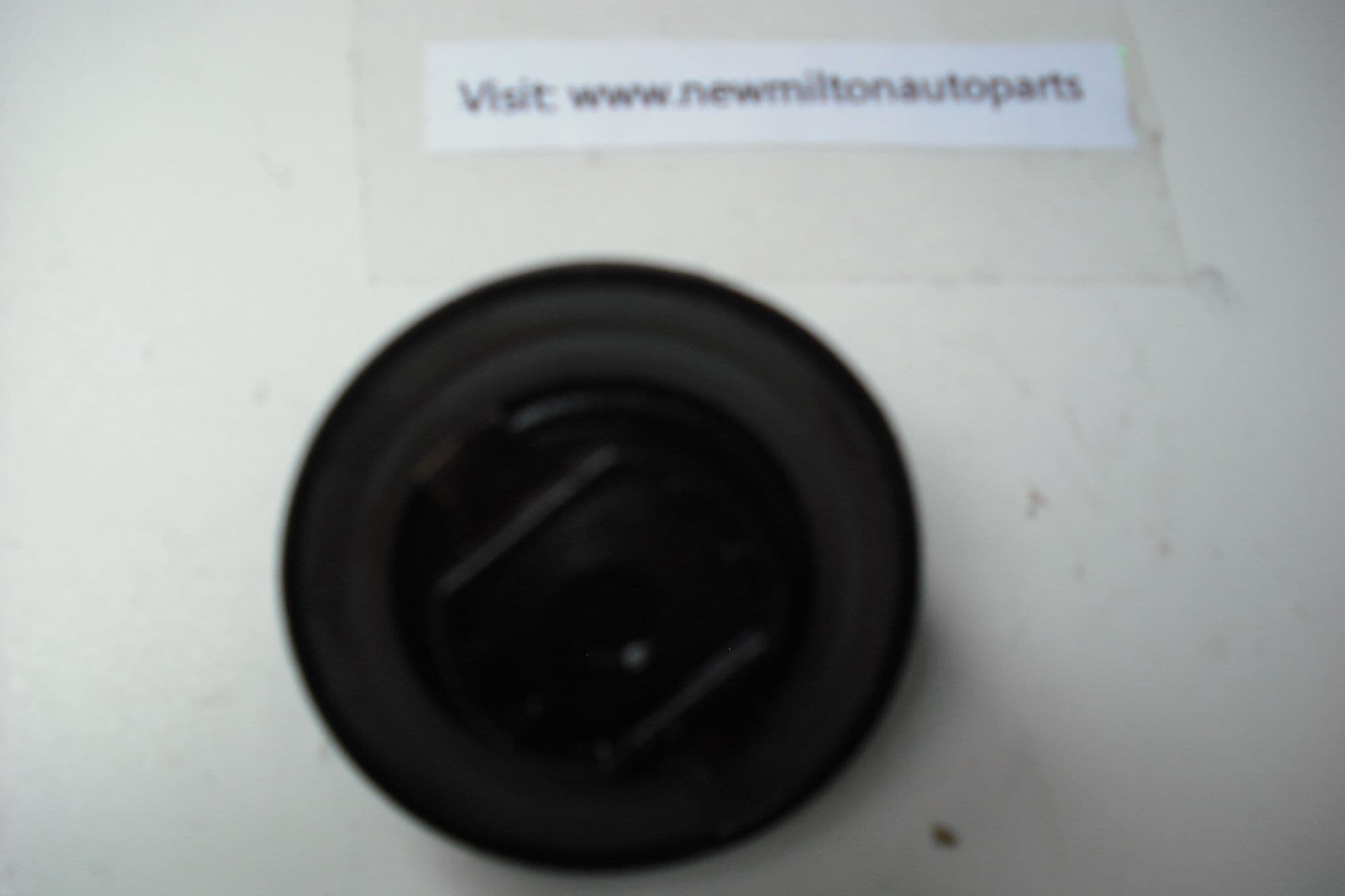 LEXUS RX400H ENGINE OIL FILLER CAP FOR PETROL ENGINES