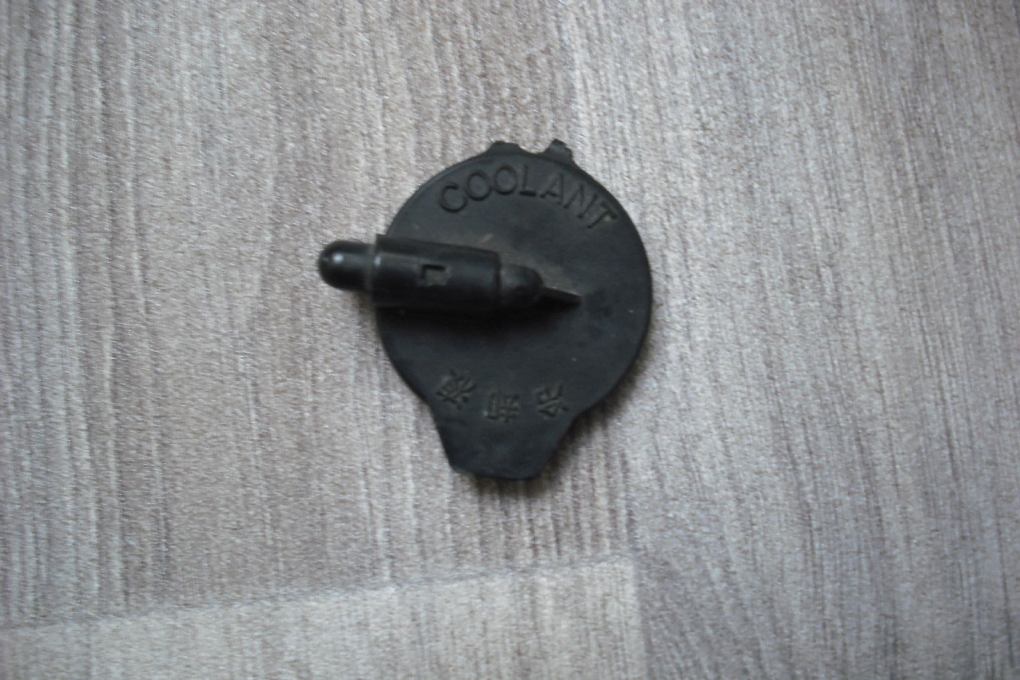 LEXUS RX400H ENGINE WATER COOLANT FILLER BOTTLE CAP