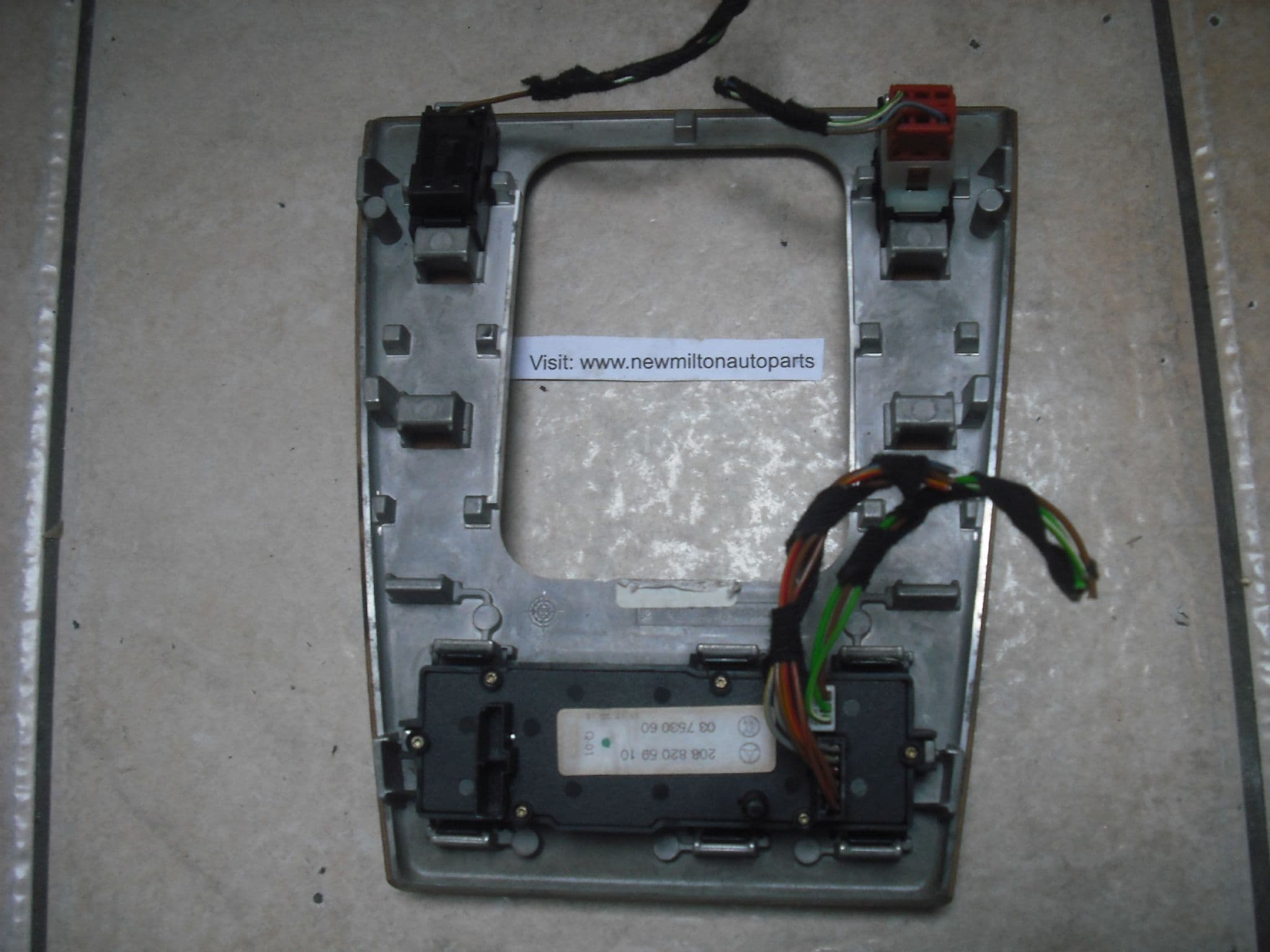 MERCEDES BENZ W208 CLK WINDOW AND DOOR MIRROR SWITCH PANEL