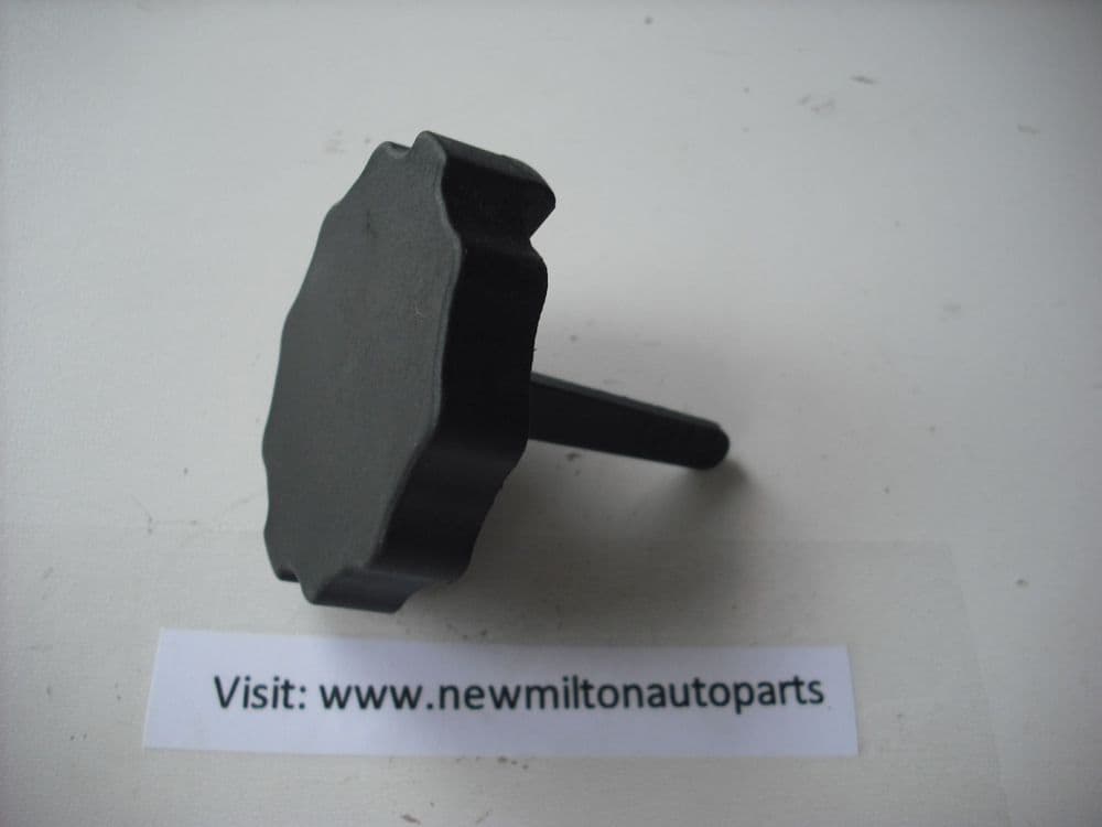 MERCEDES W203 C CLASS W211 E CLASS POWER STEERING FLUID FILLER CAP