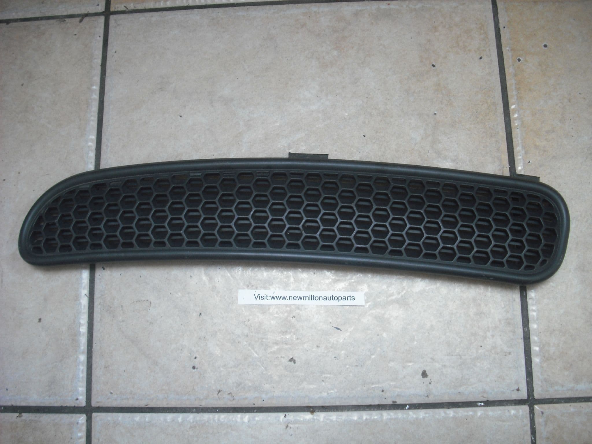 MINI COOPER R50 R52 R53 FRONT SCUTTLE HONEYCOMBE GRILLE LEFT SIDE